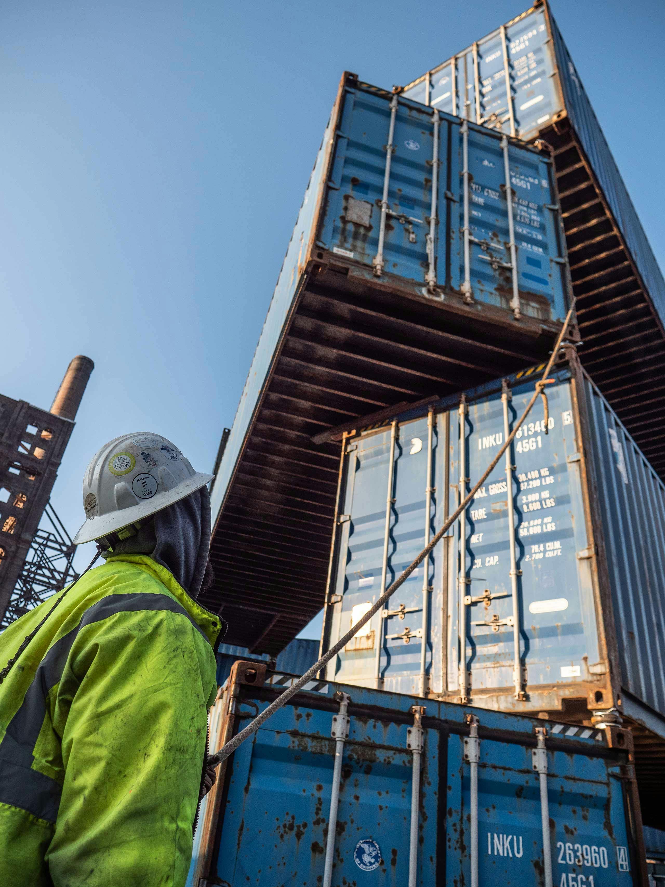 THE CHRONICLES OF NEW YORK CITY