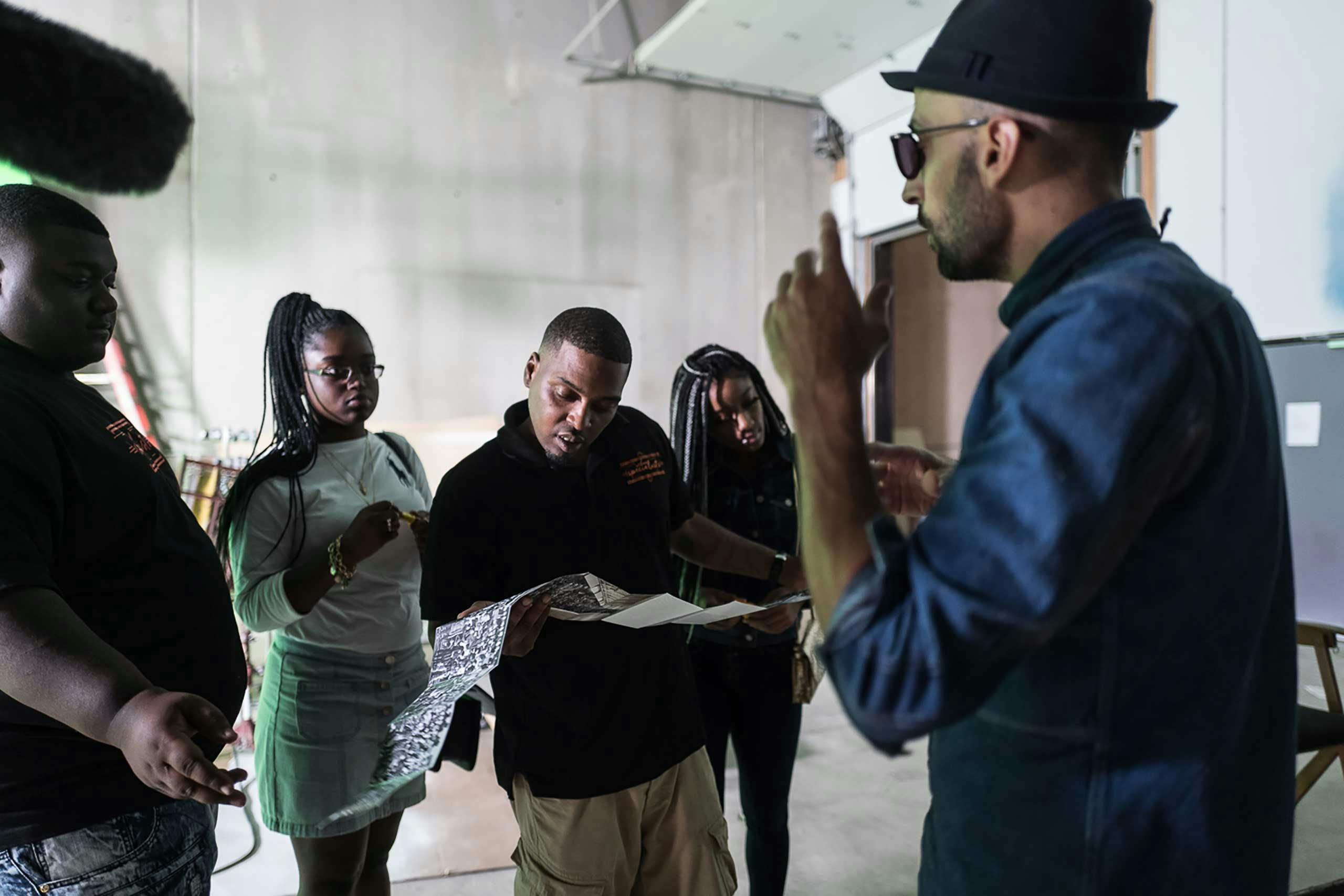 THE GUN CHRONICLES : A STORY OF AMERICA