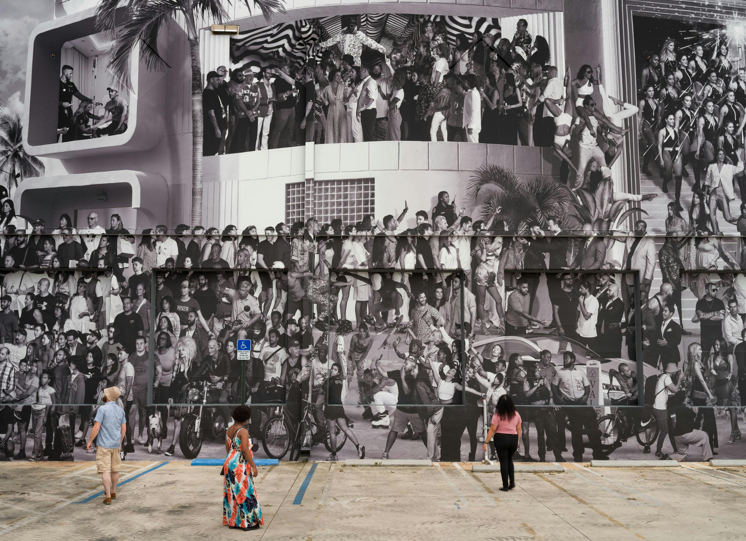 THE CHRONICLES OF MIAMI