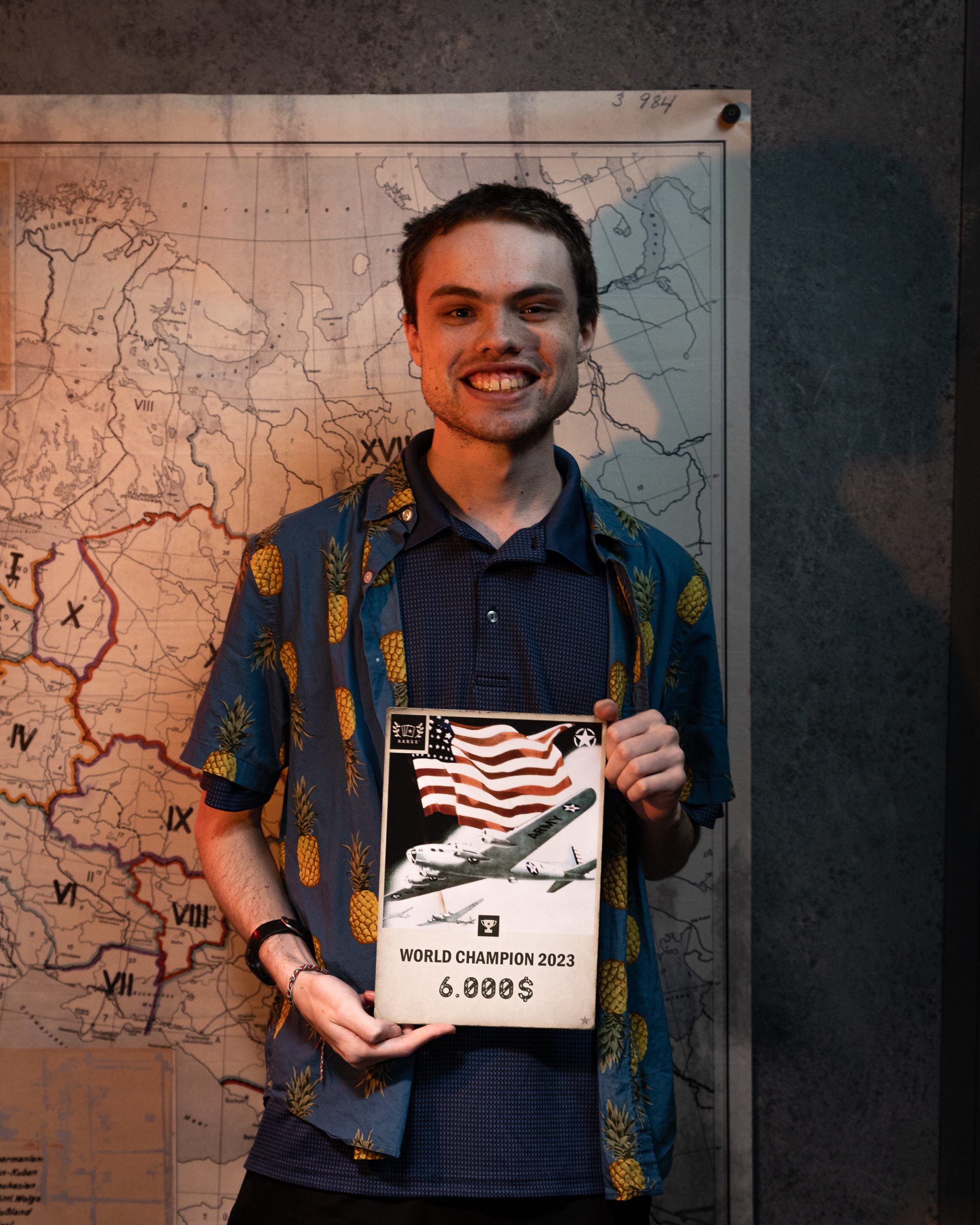 KARDS eSports - The World War II Card Game