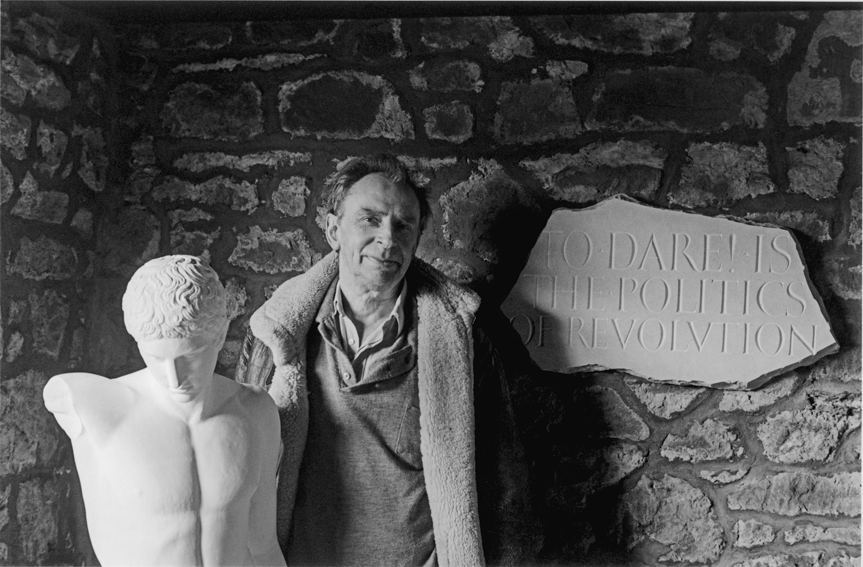 IAN HAMILTON FINLAY - News - KEWENIG
