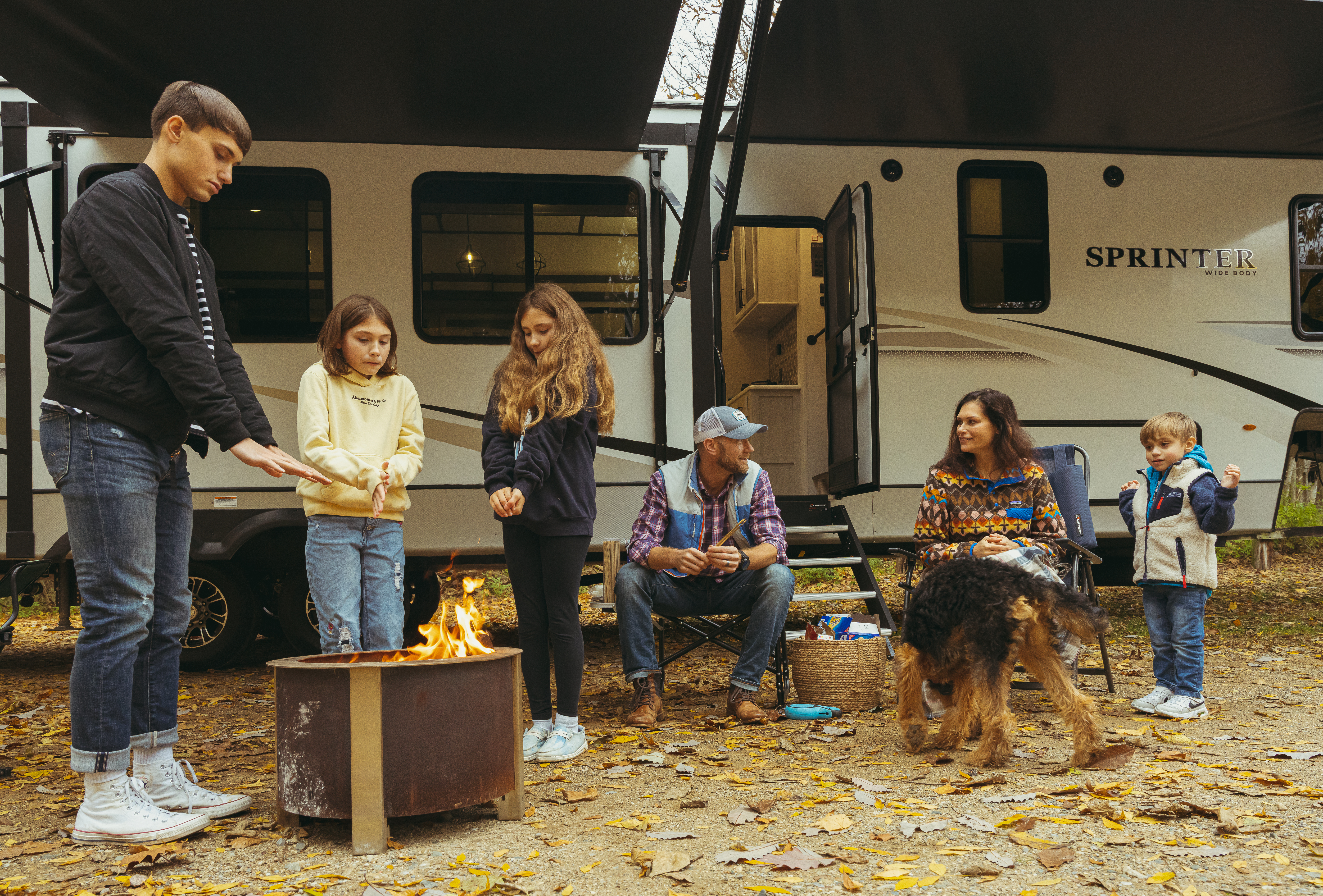 Jeff Kloska Designs for His Family: Sprinter 3900DBL | Keystone RV Blog ...