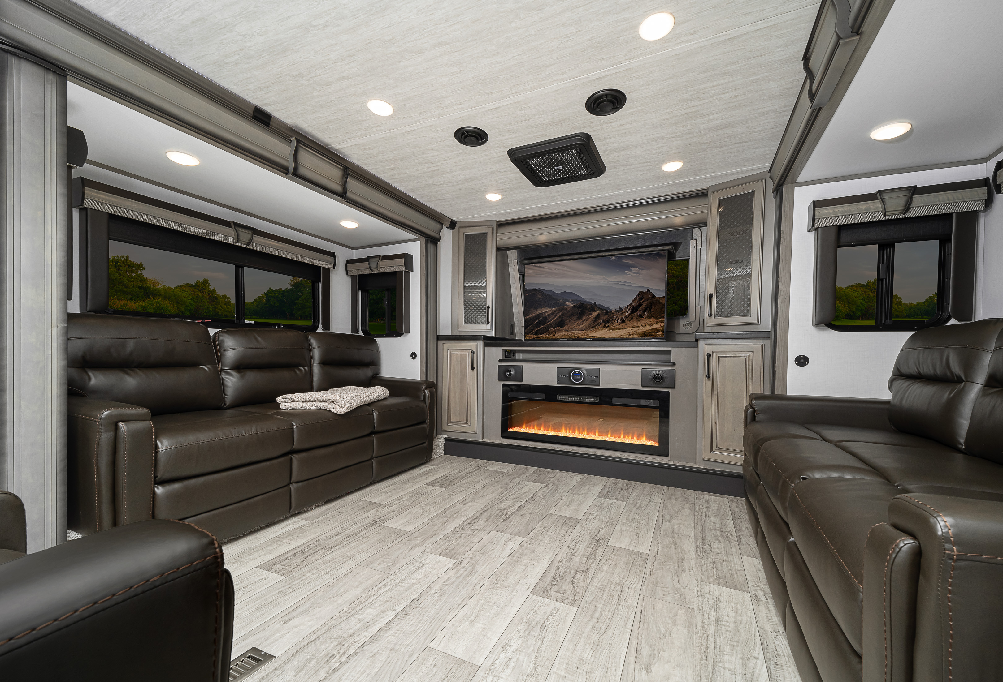 Best 2022s for Boondocking | Keystone RV Blog - Keystone RV