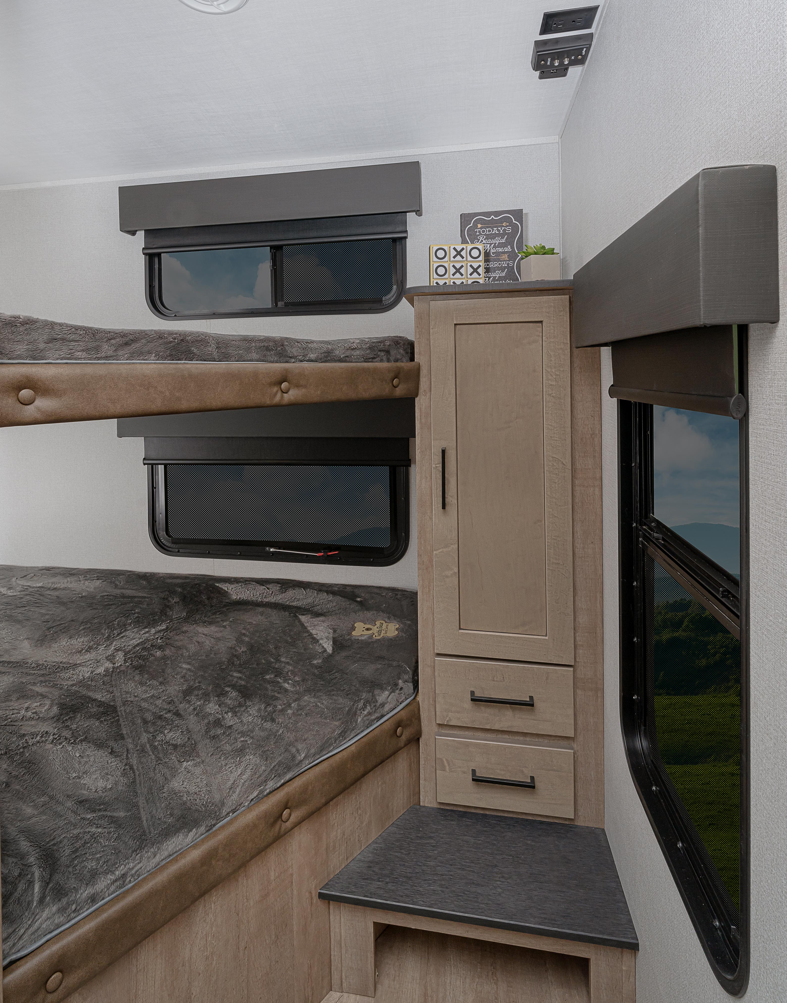 Keystone Arcadia Super Lite fifth wheels, a new generation of RVs ...