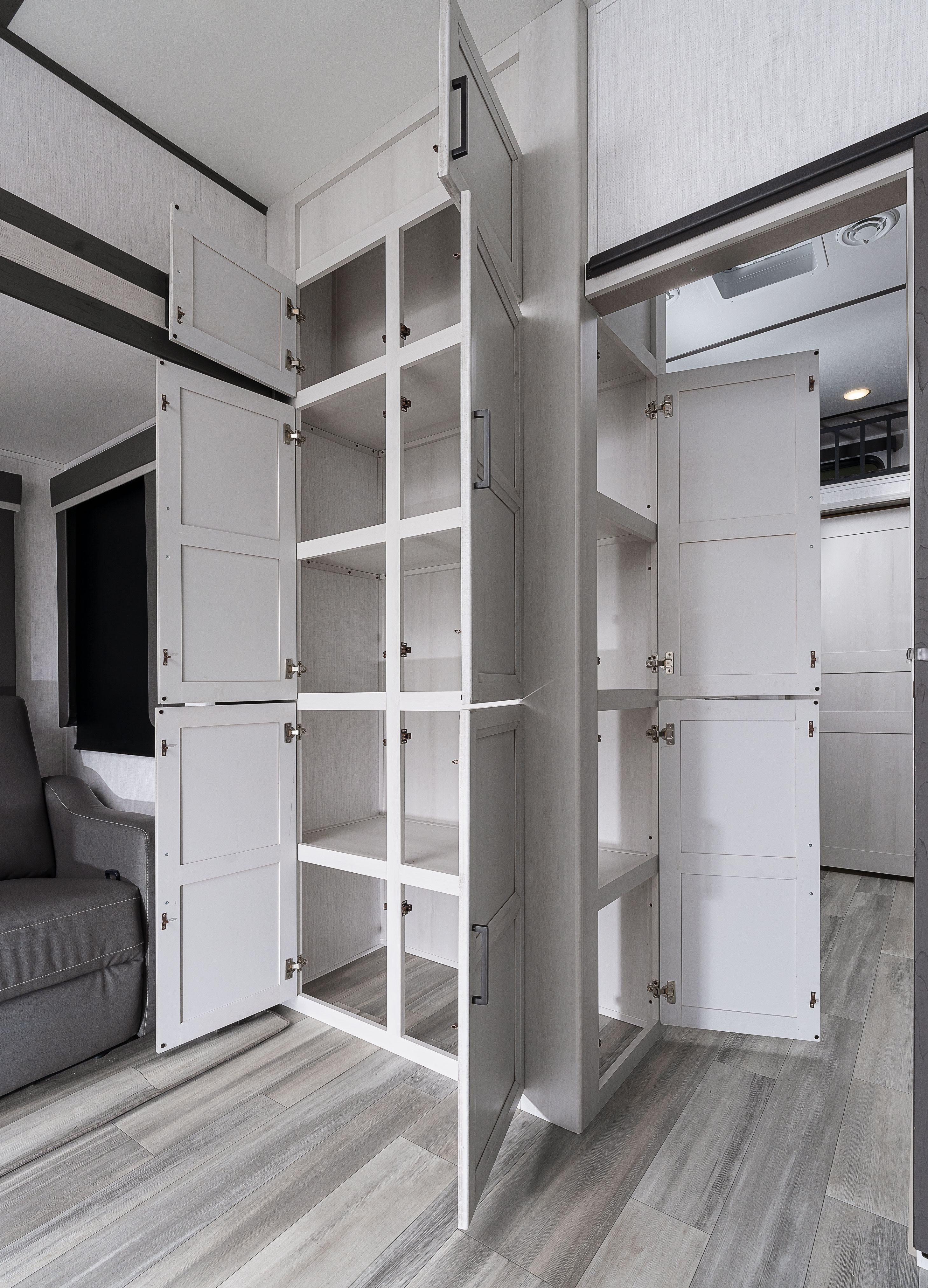 Jeff Kloska Designs for His Family: Sprinter 3900DBL | Keystone RV Blog ...