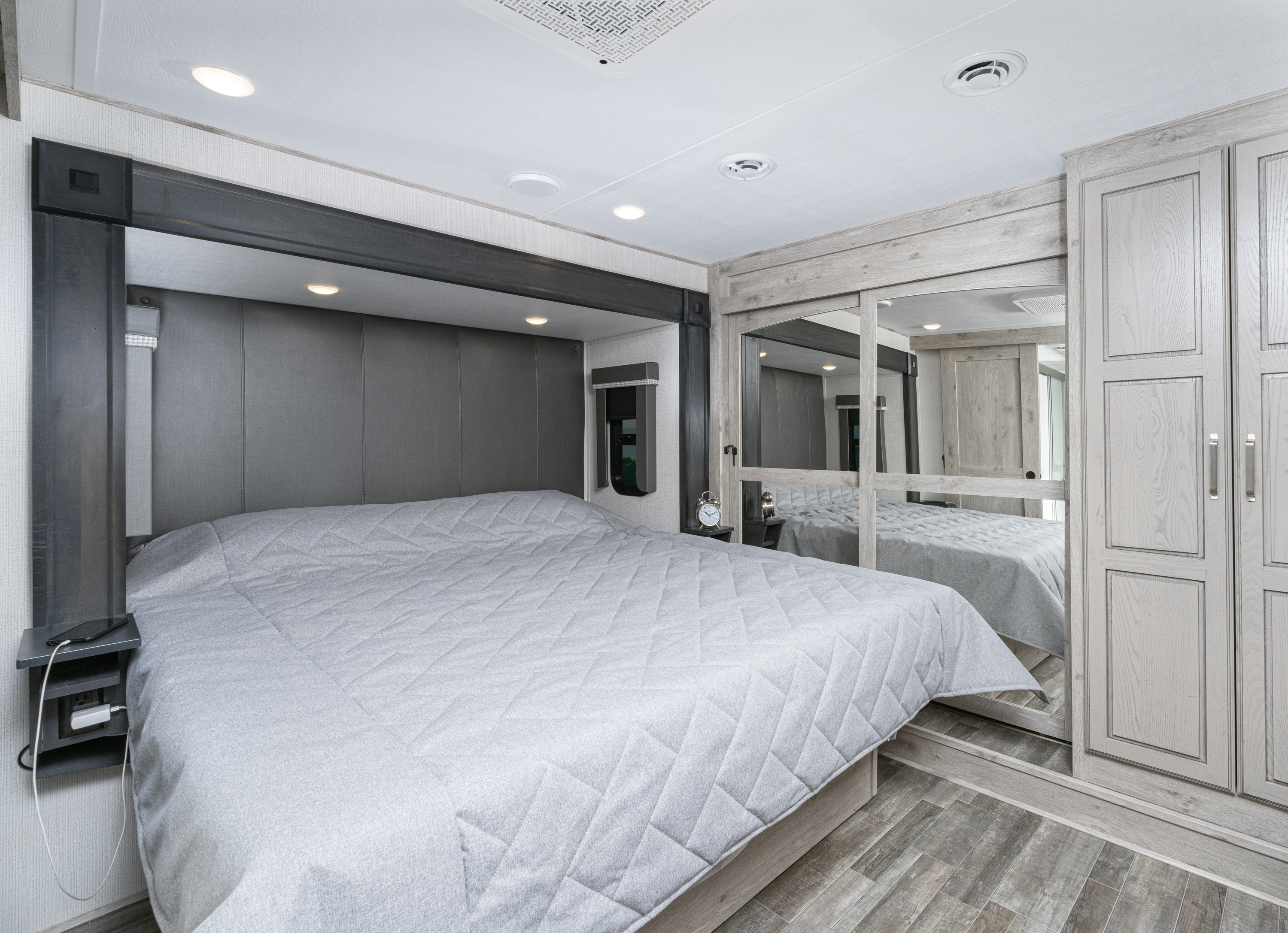 New 2023 Fifth Wheel RV Interiors! | Keystone RV Blog - Keystone RV