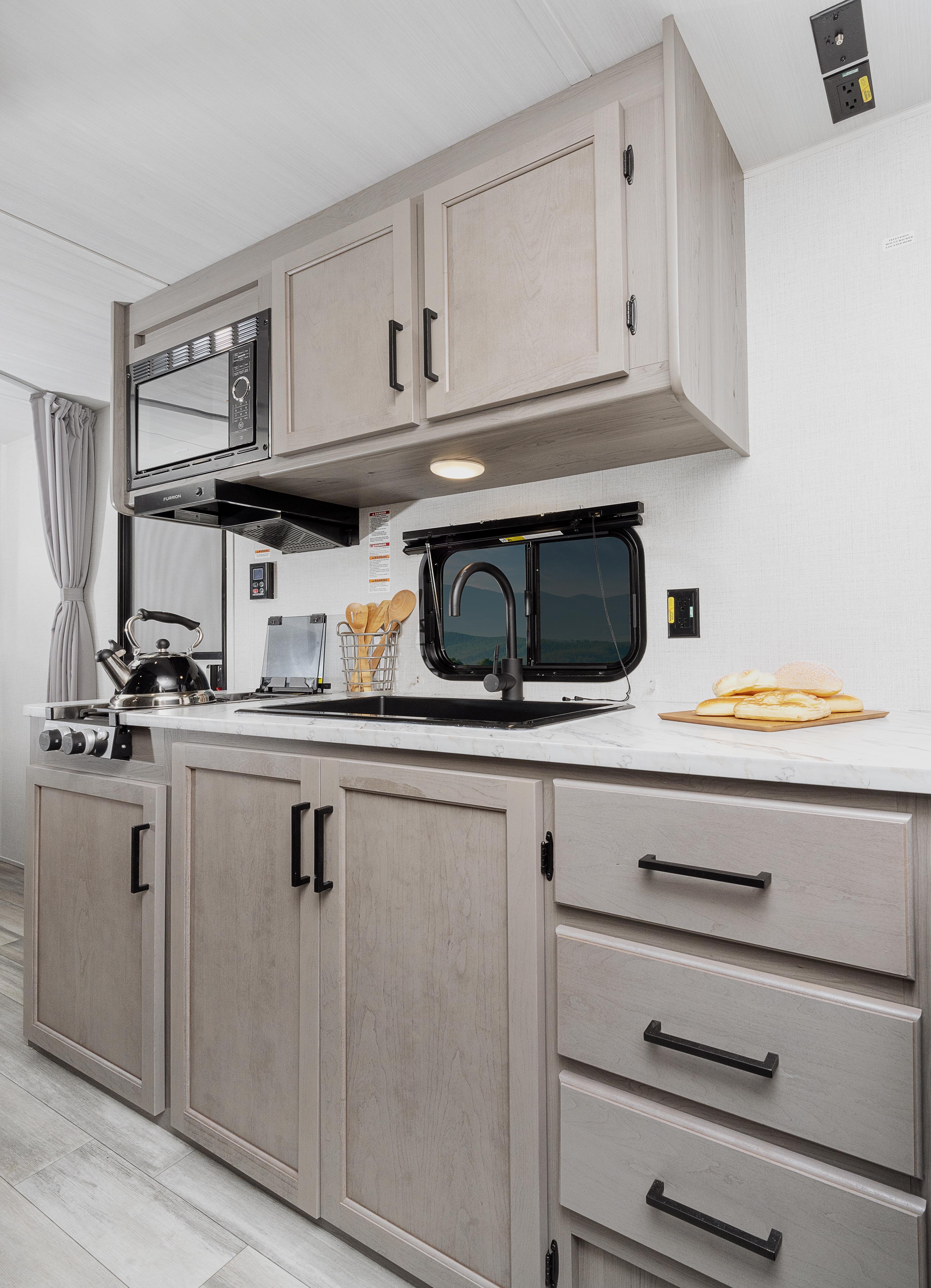 Travel Trailer Buyer's Guide - Keystone RV