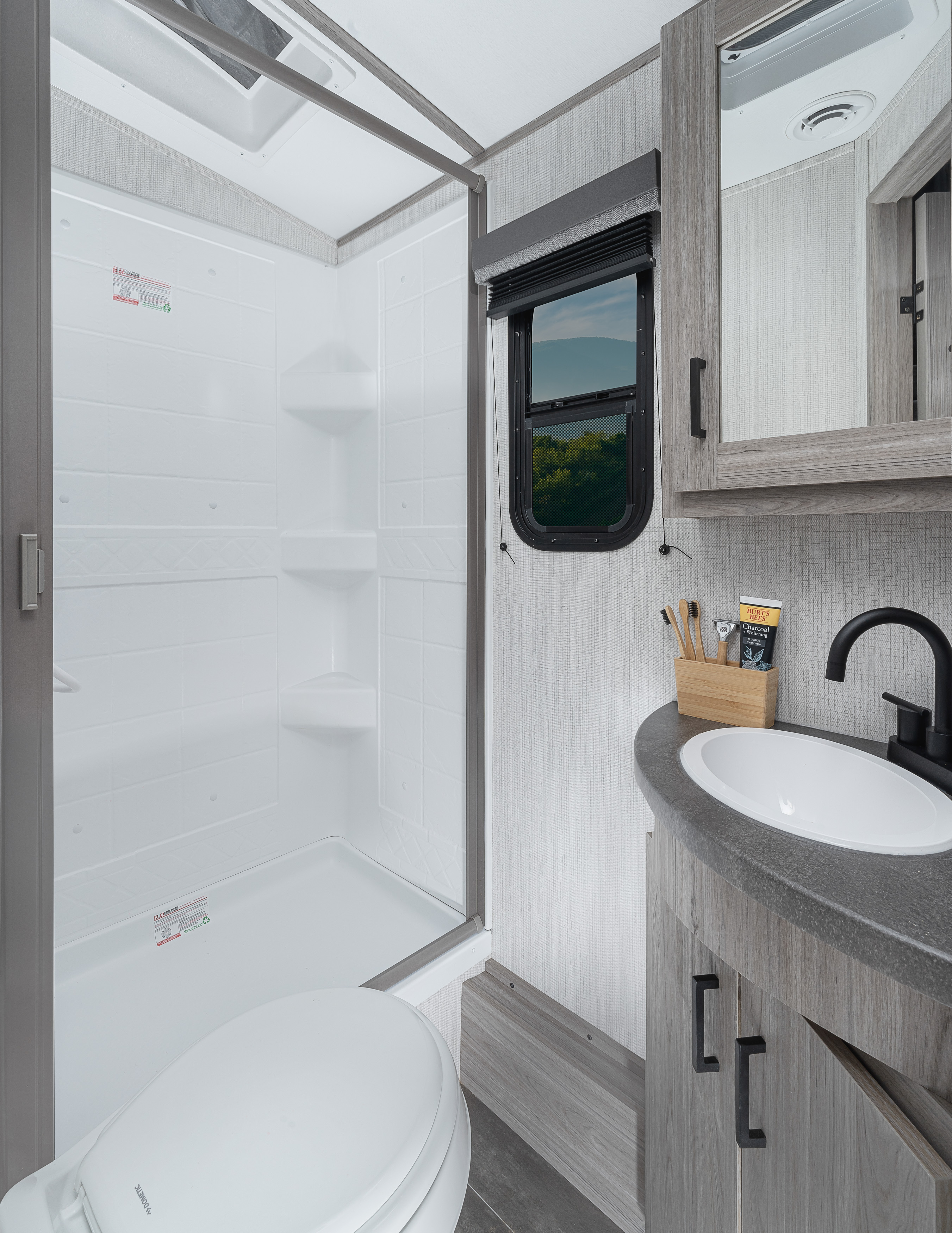 Easy-to-Tow, Lightweight Travel Trailers (2023) | Keystone RV Blog ...