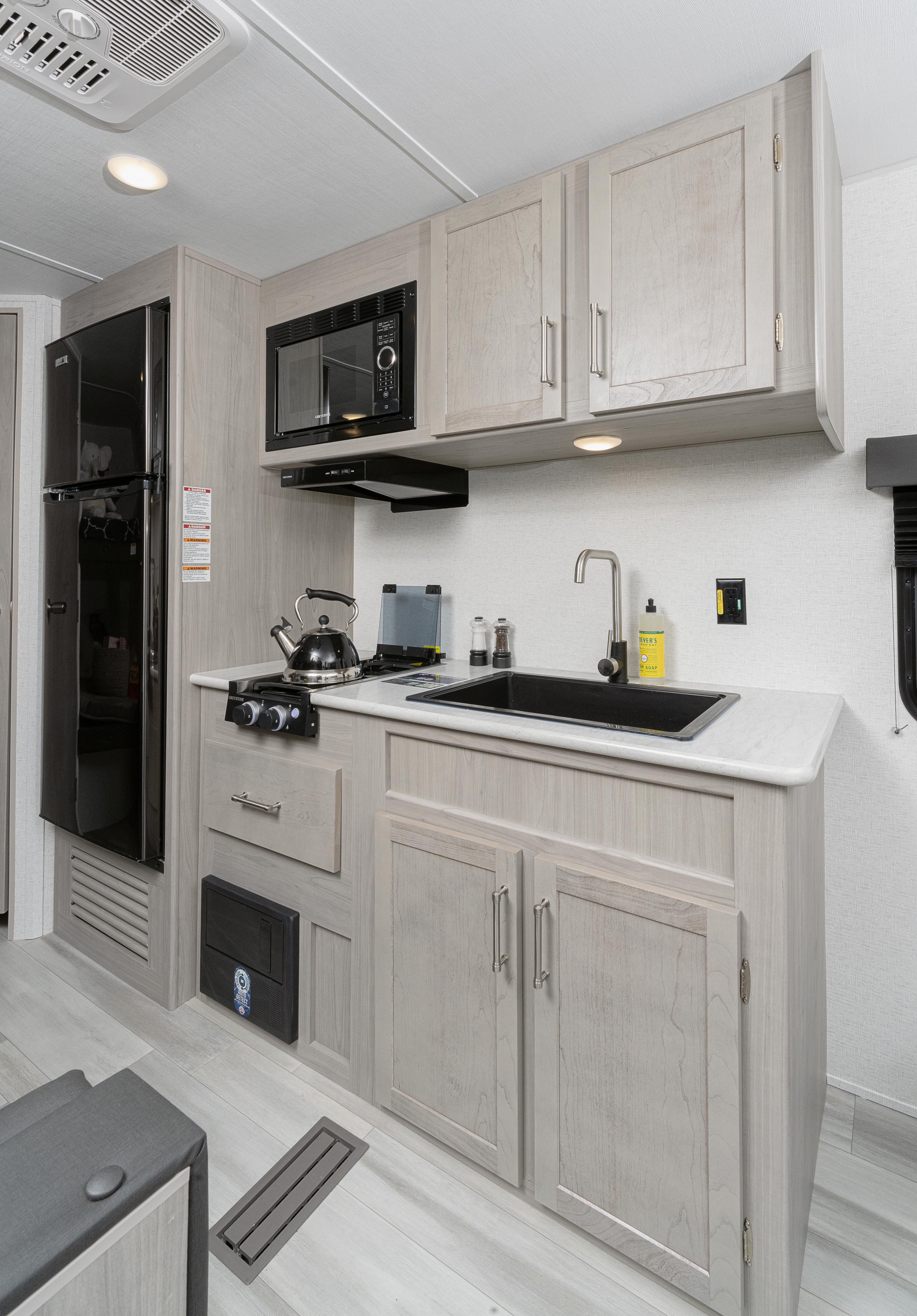 Springdale Classic Collection: Ultra-affordable RVs for Family Camping ...