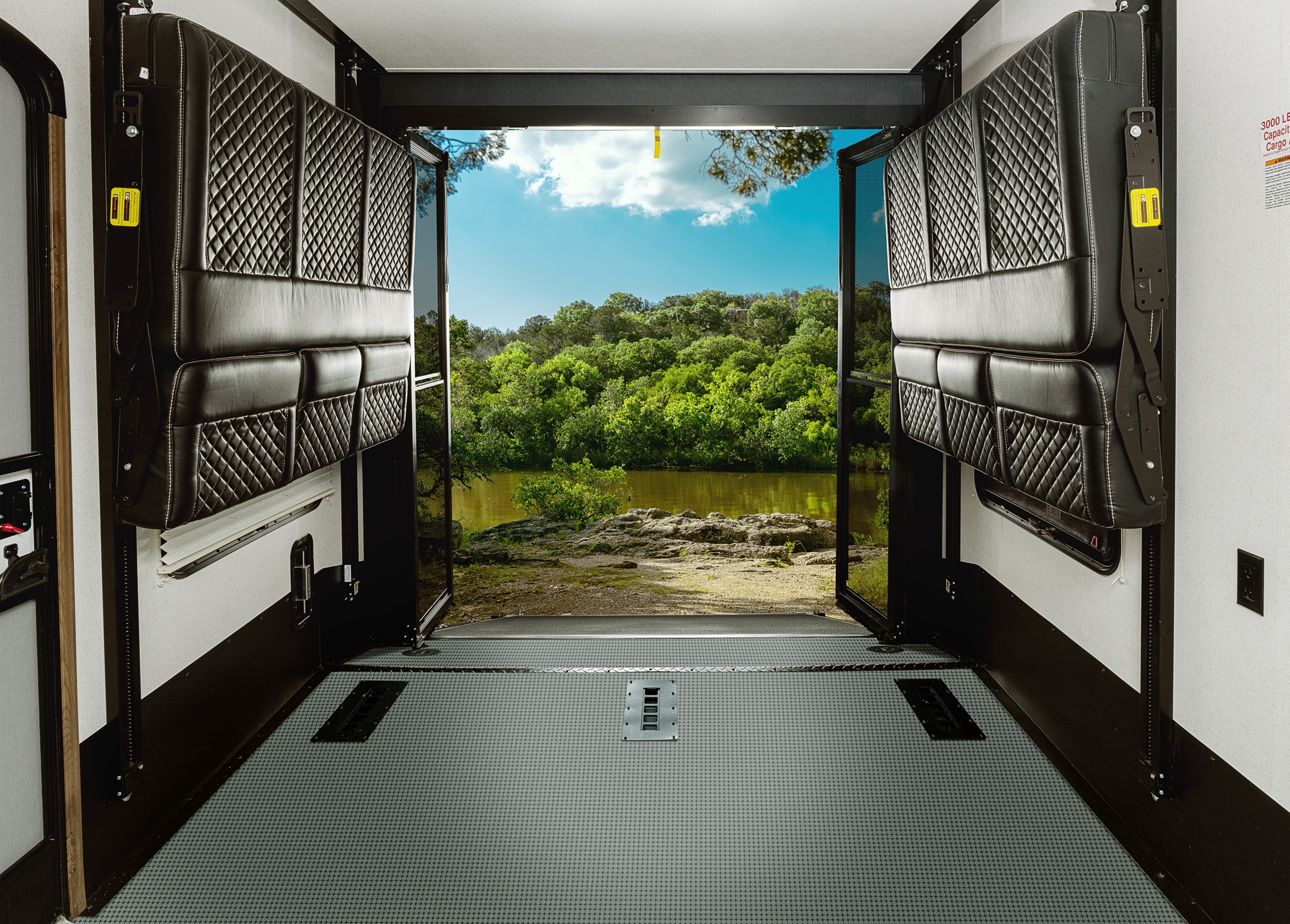 What are the best 2022 RVs for Pets? | Keystone RV Blog - Keystone RV
