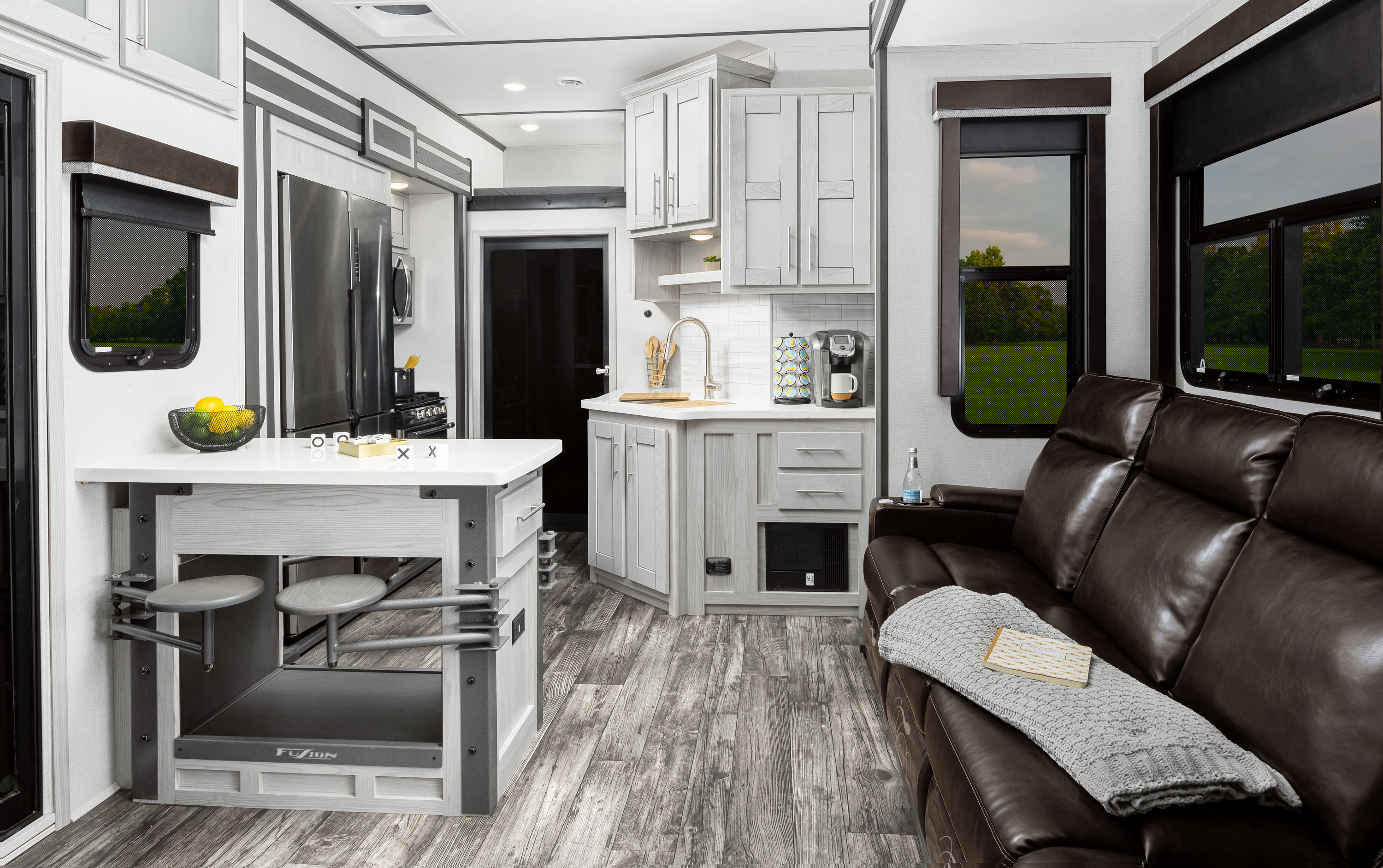 What are the best 2022 RVs for Pets? | Keystone RV Blog - Keystone RV