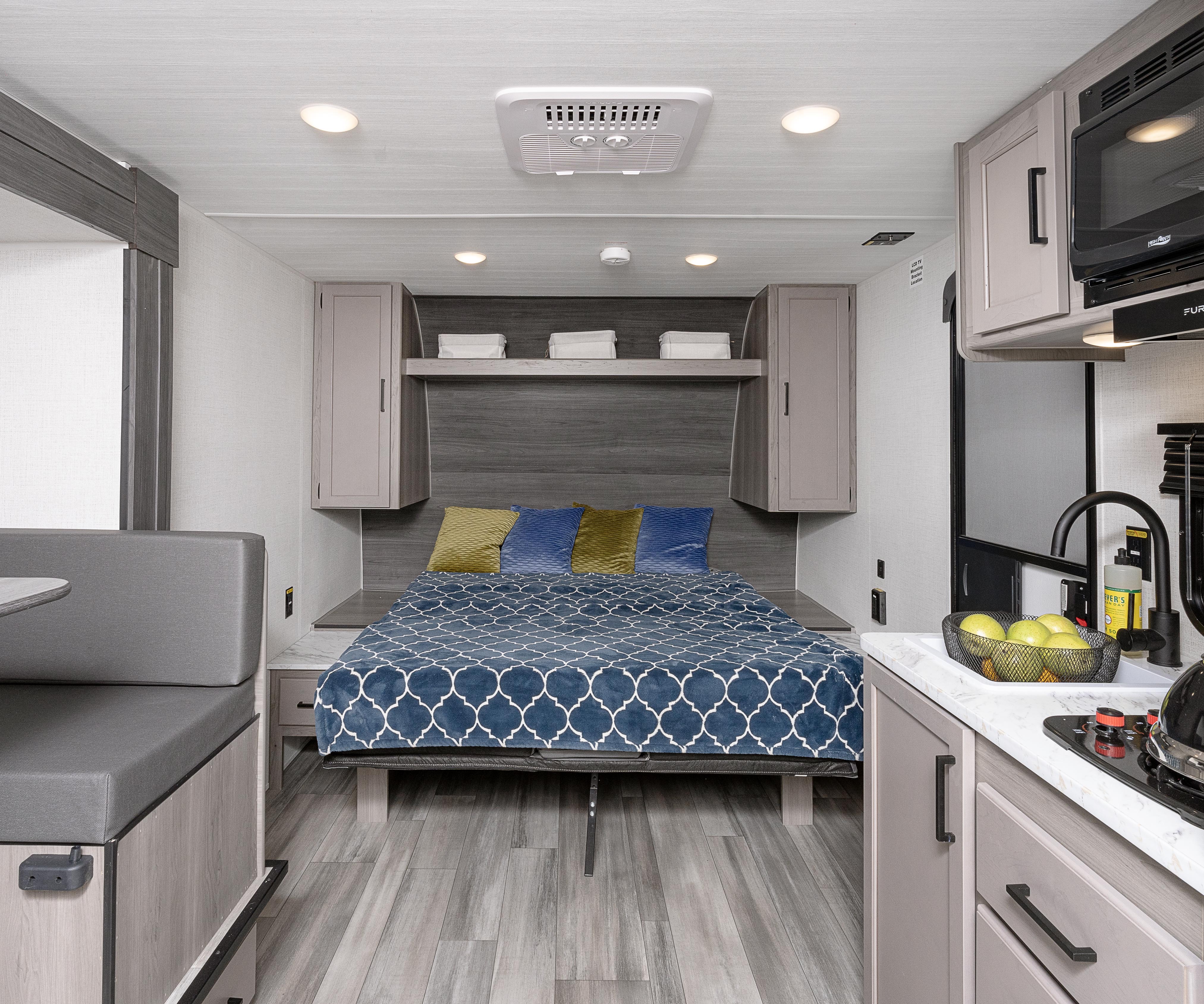 Hideout Sport Single Axles - RV Camping with Reach - Keystone RV ...