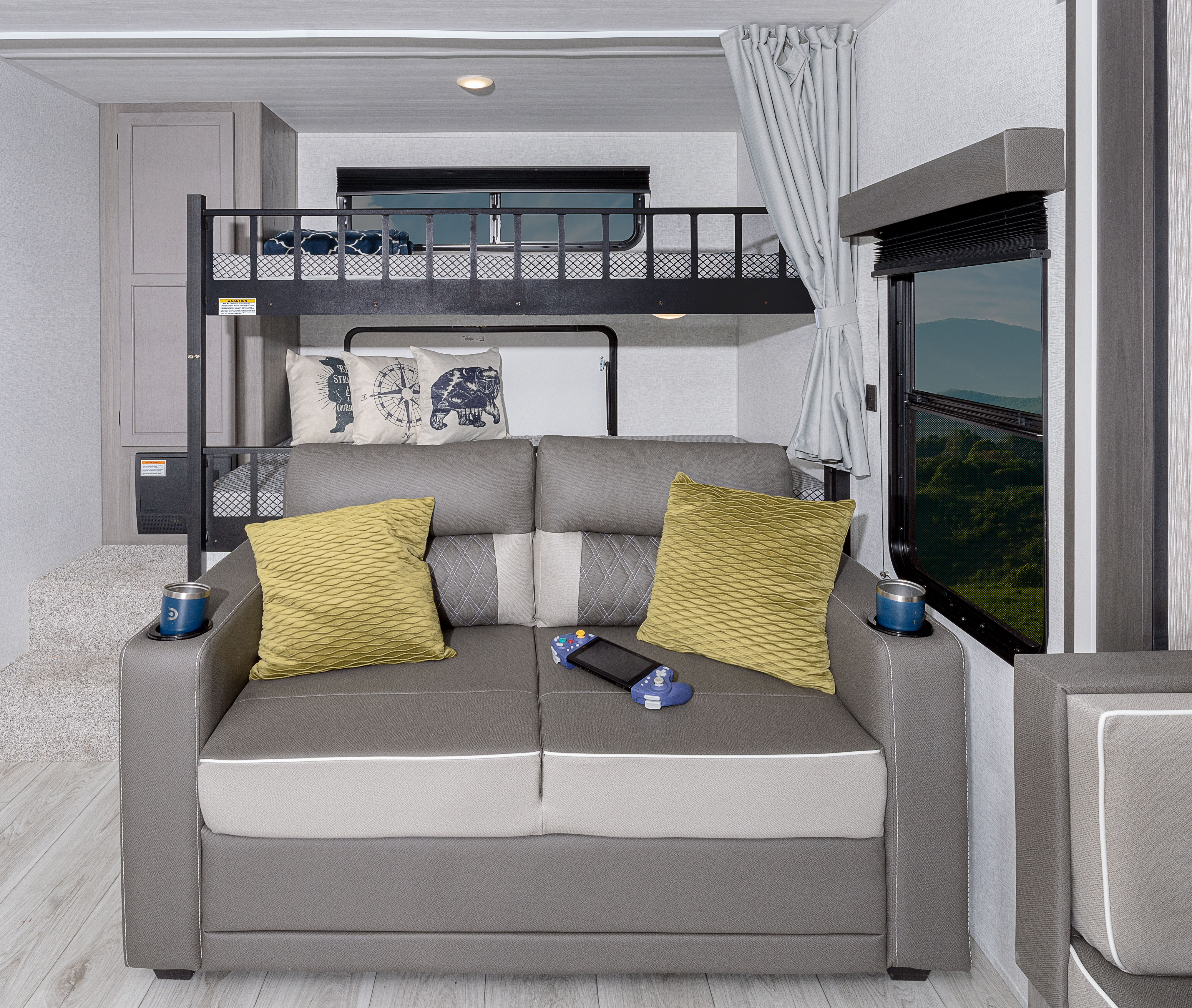 Hideout Comfort Travel Trailers - Keystone RV