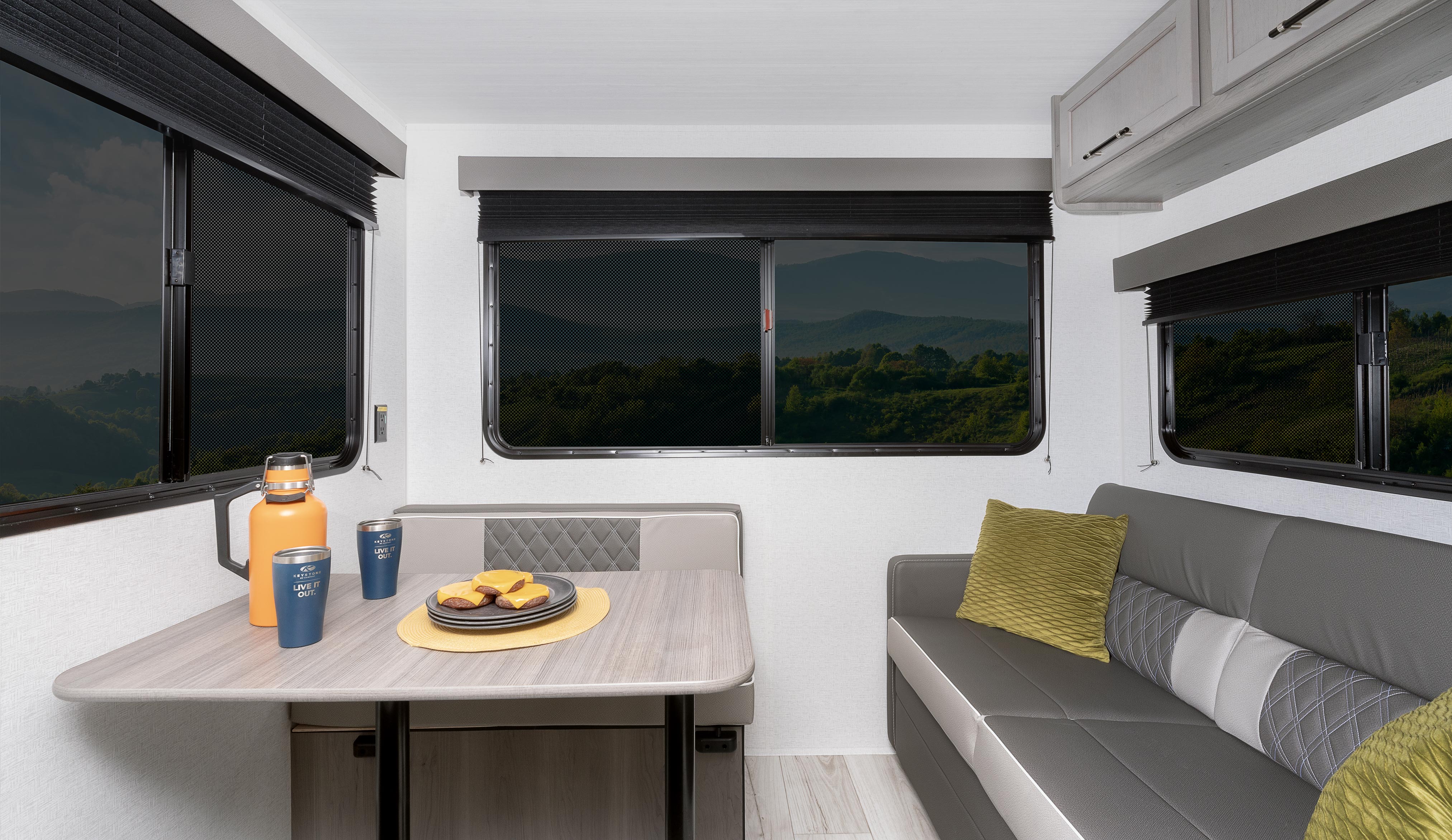 Hideout Sport Single Axles - RV Camping with Reach - Keystone RV ...