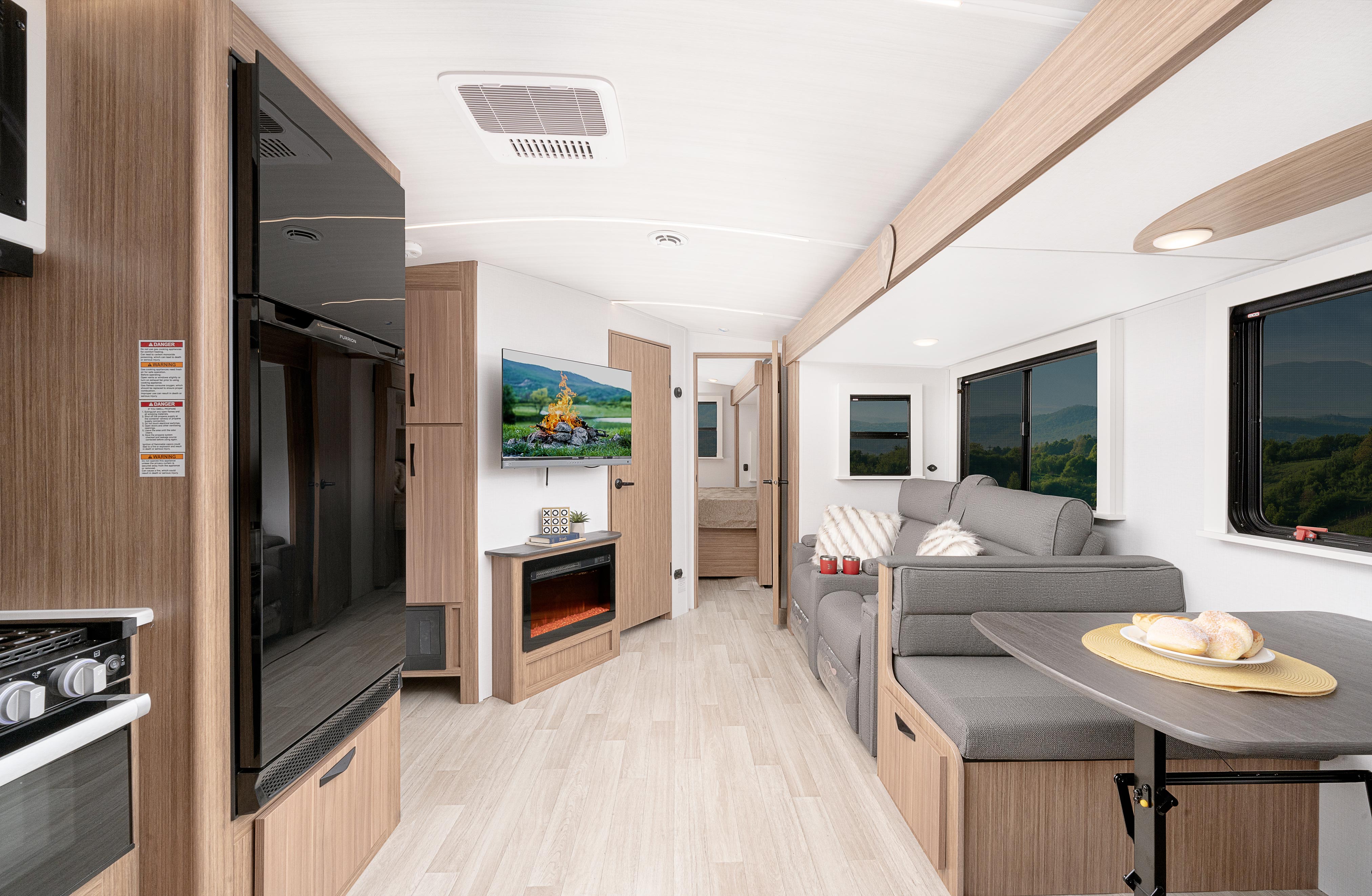 Passport Ultra-Lite Travel Trailers - Easy to Tow Floorplans For Any ...