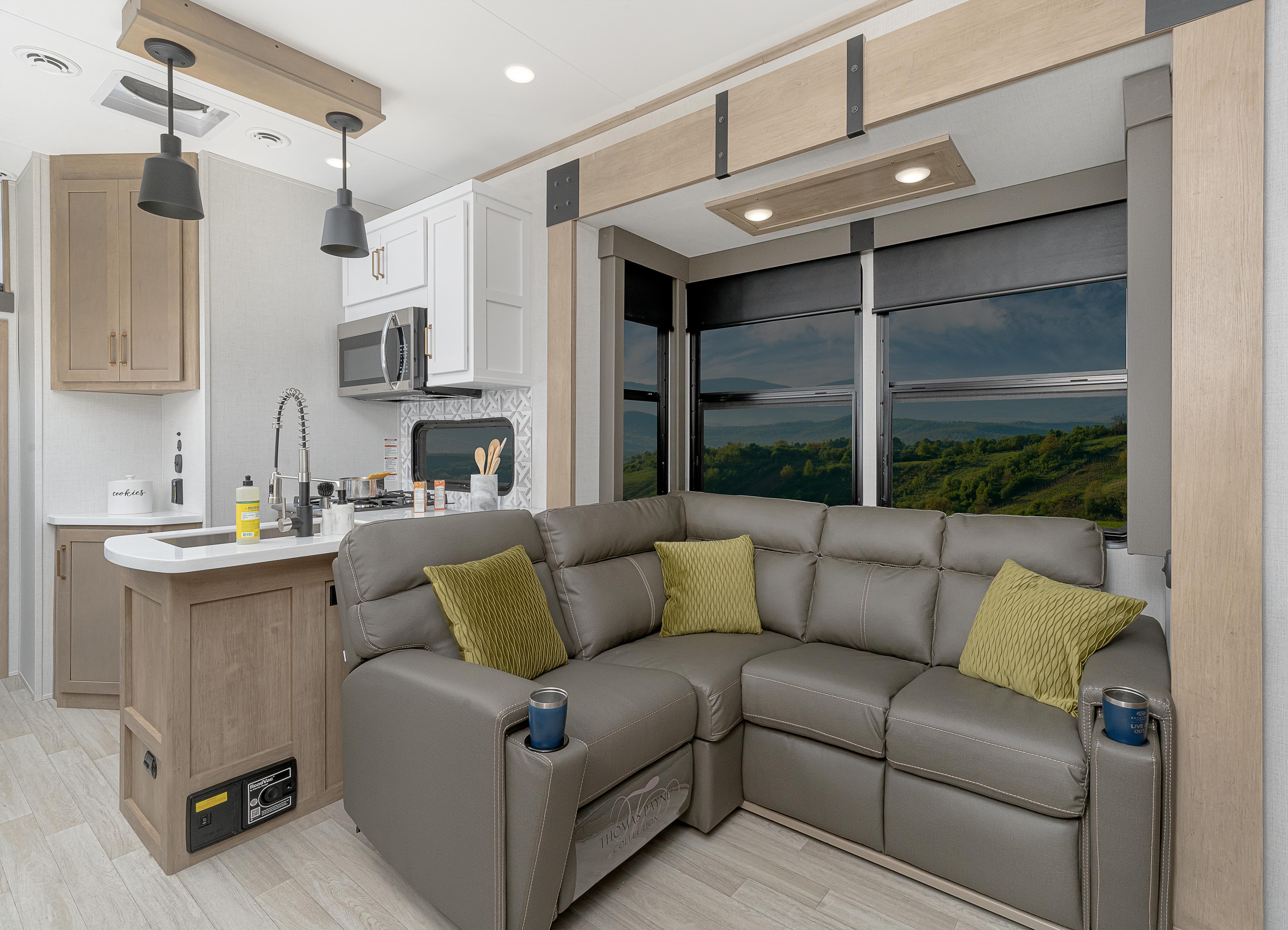 Raptor Toy Hauler Fifth Wheels - Model 352 Floorplan - Keystone RV