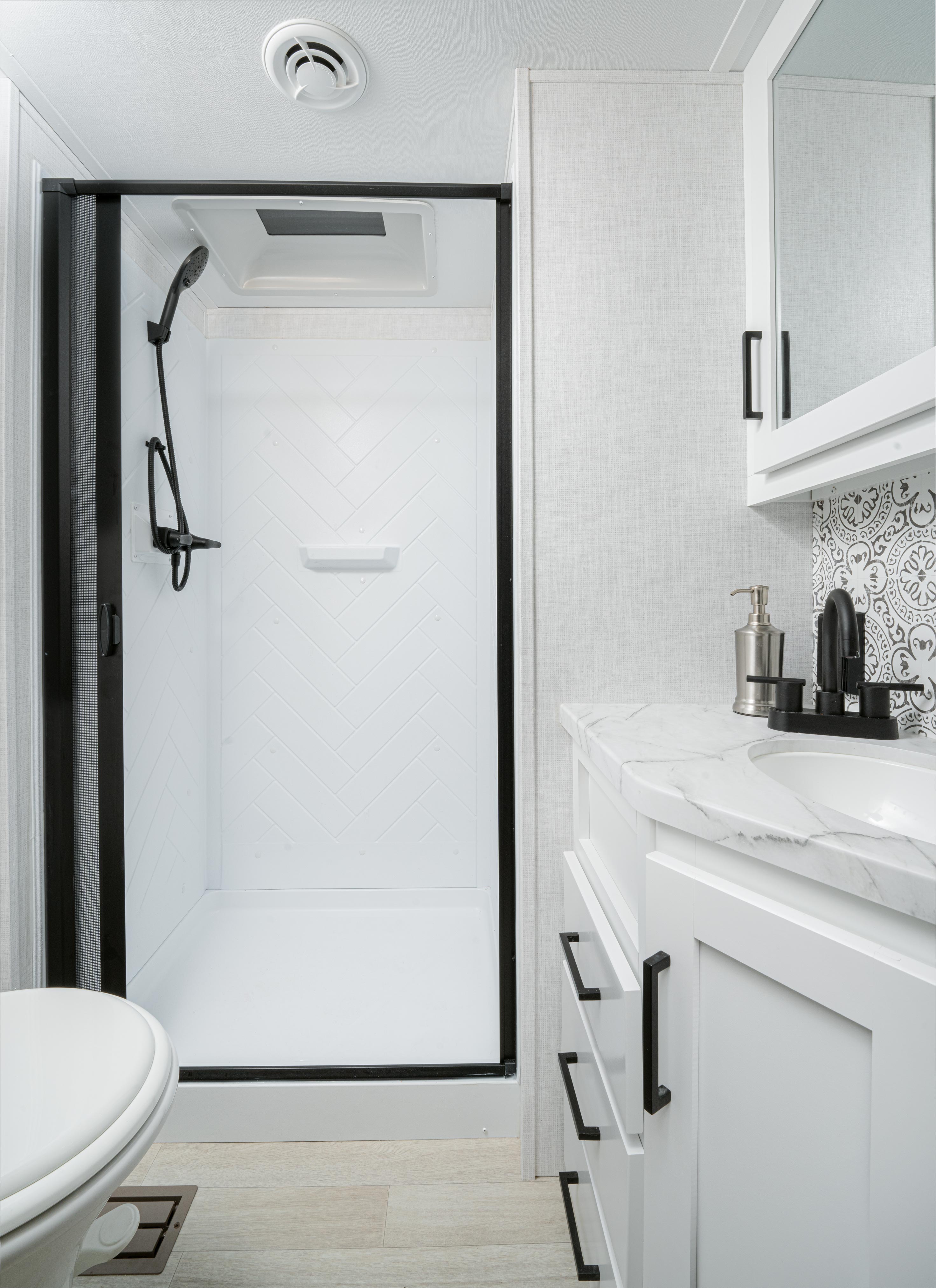 Budget-Friendly Fifth Wheels - Keystone RV