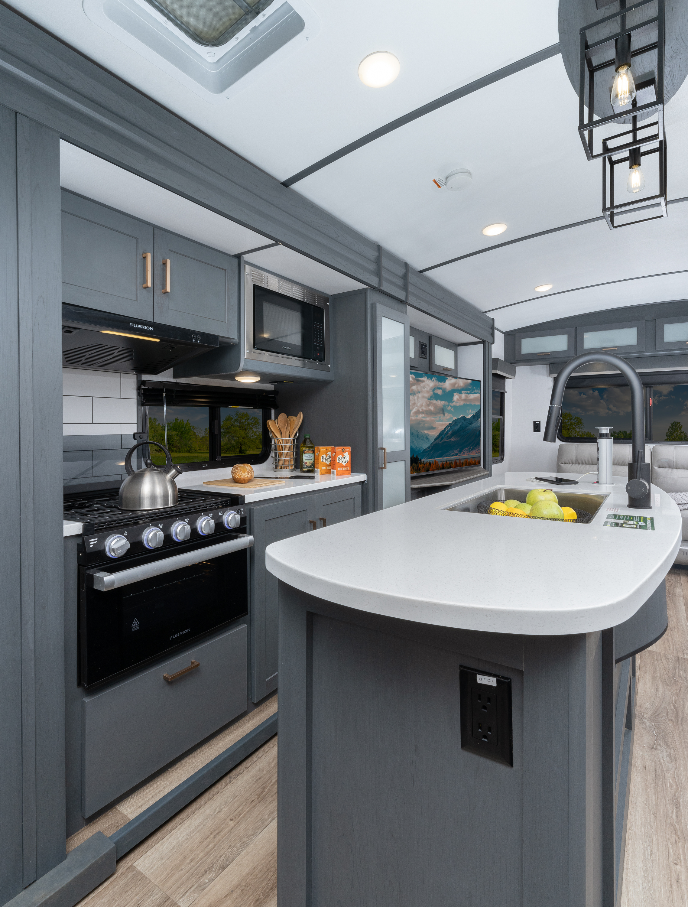 The Best 2022s for Remote Work - Keystone RV
