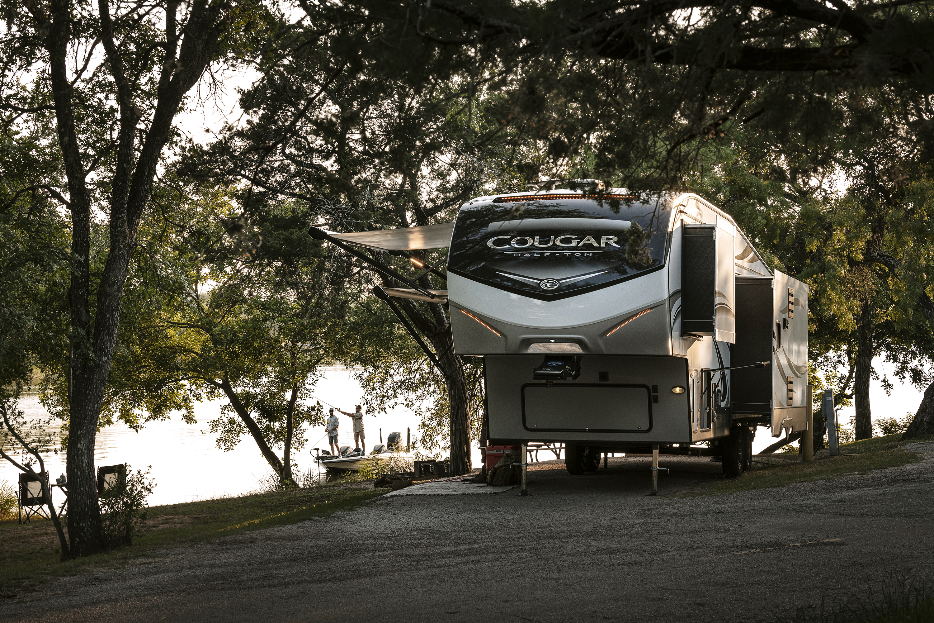 Fifth Wheel Chassis Design and Construction | Keystone RV Blog ...