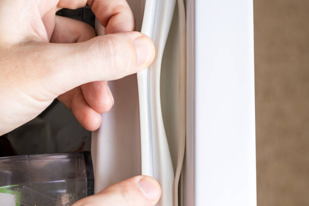 13 Common Refrigerator Problems And Their Solutions