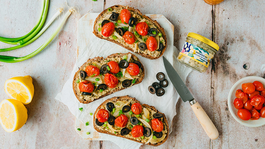 Tartines de tomates rôties et Houmous bio aux algues de Bretagne