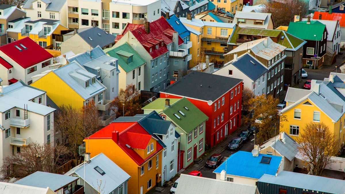 Hagsjá: Verðbólga aftur við efri vikmörk - Landsbankinn