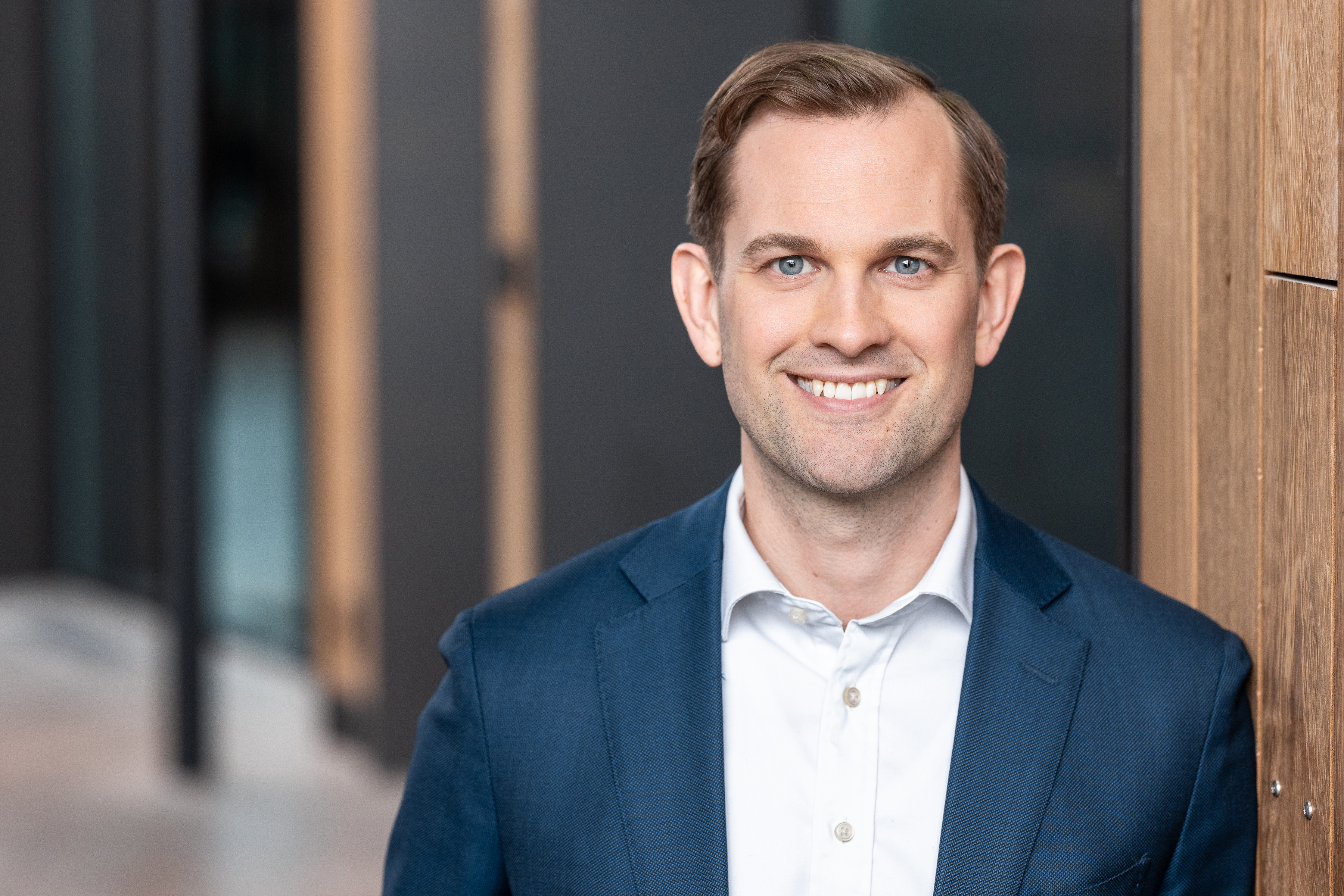 Sveinbjörn Finnsson Heads a New Department - The National Power Company ...