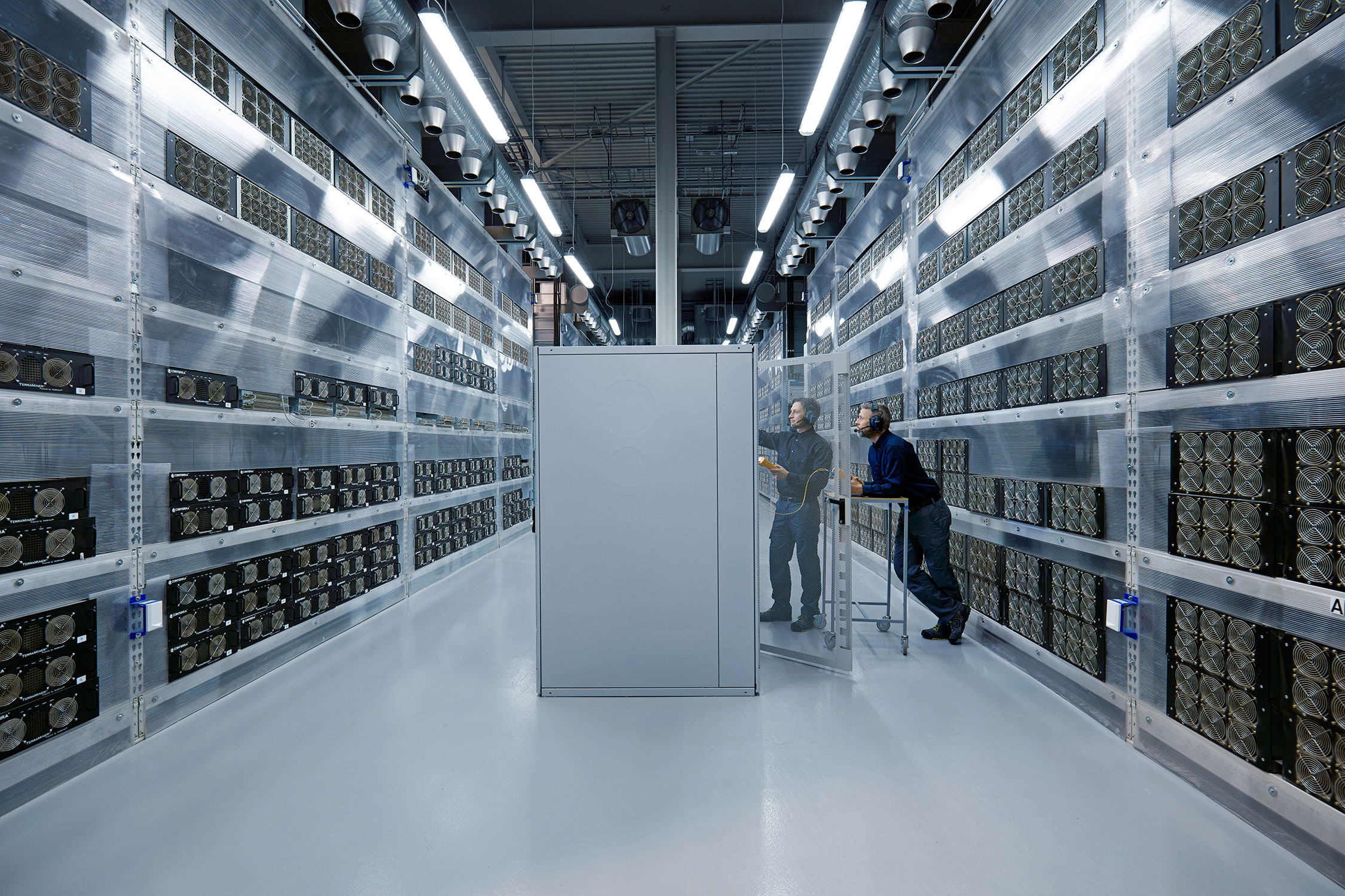 Green hydrogen back-up power for data center - Landsvirkjun