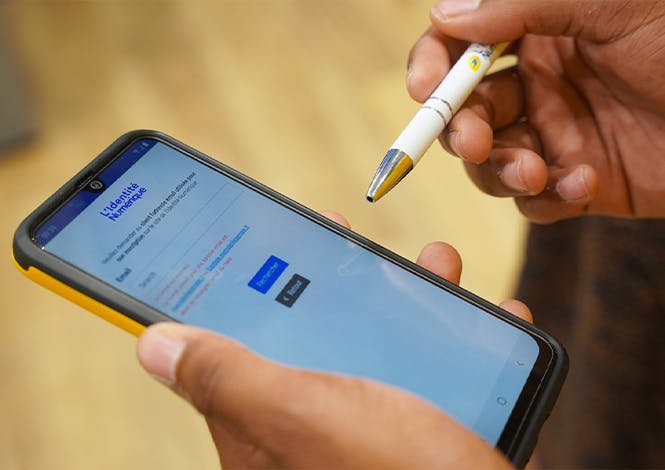 Transformation digitale et modernisation du réseau : La Poste se met au ...