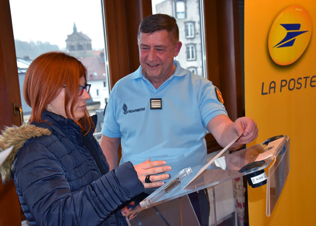 Engagement fondateur pour 400 postiers du Grand Est | La Poste Groupe