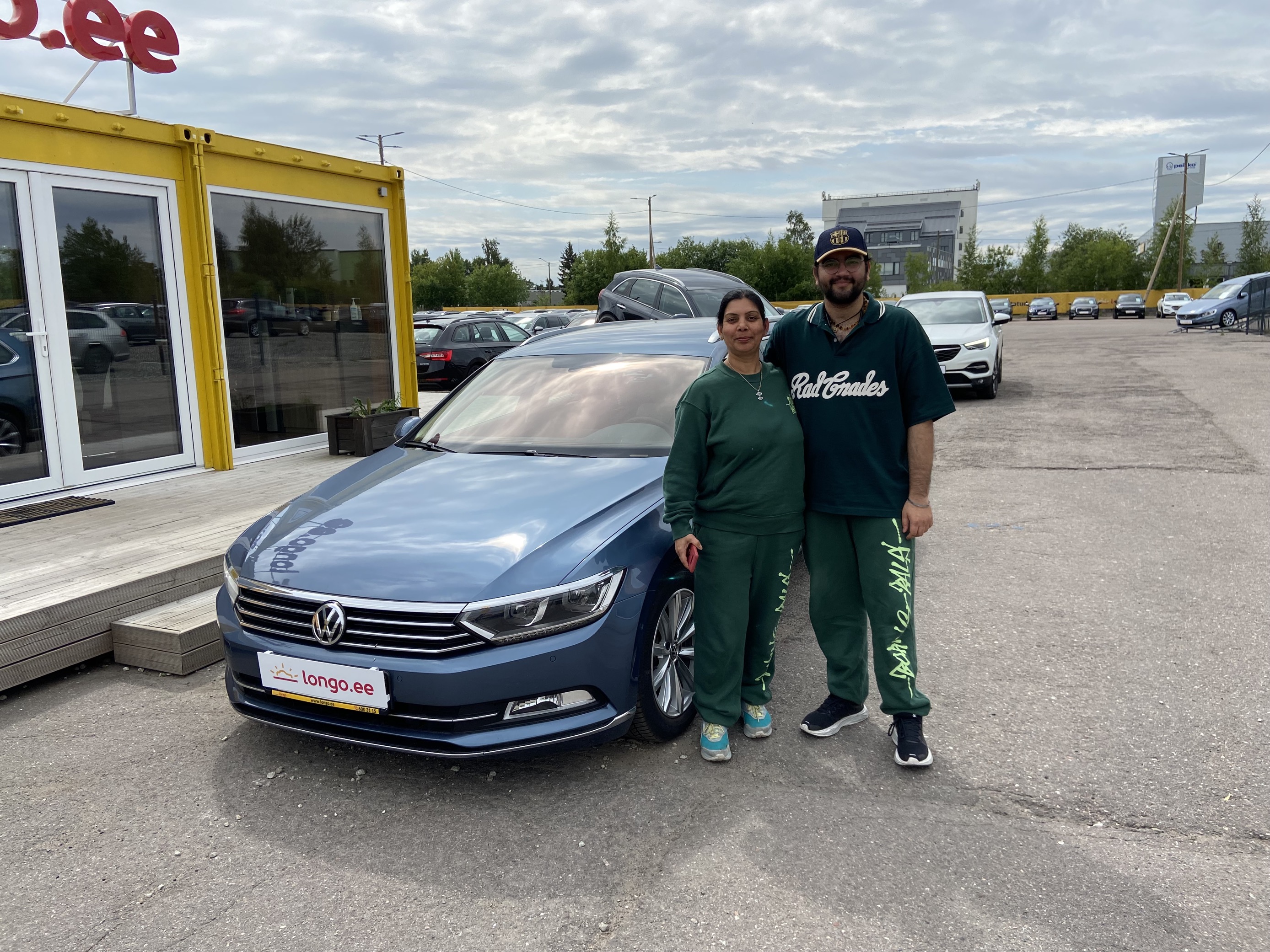 Lietoti Auto | Automašīnu Tirdzniecība | Longo.lv