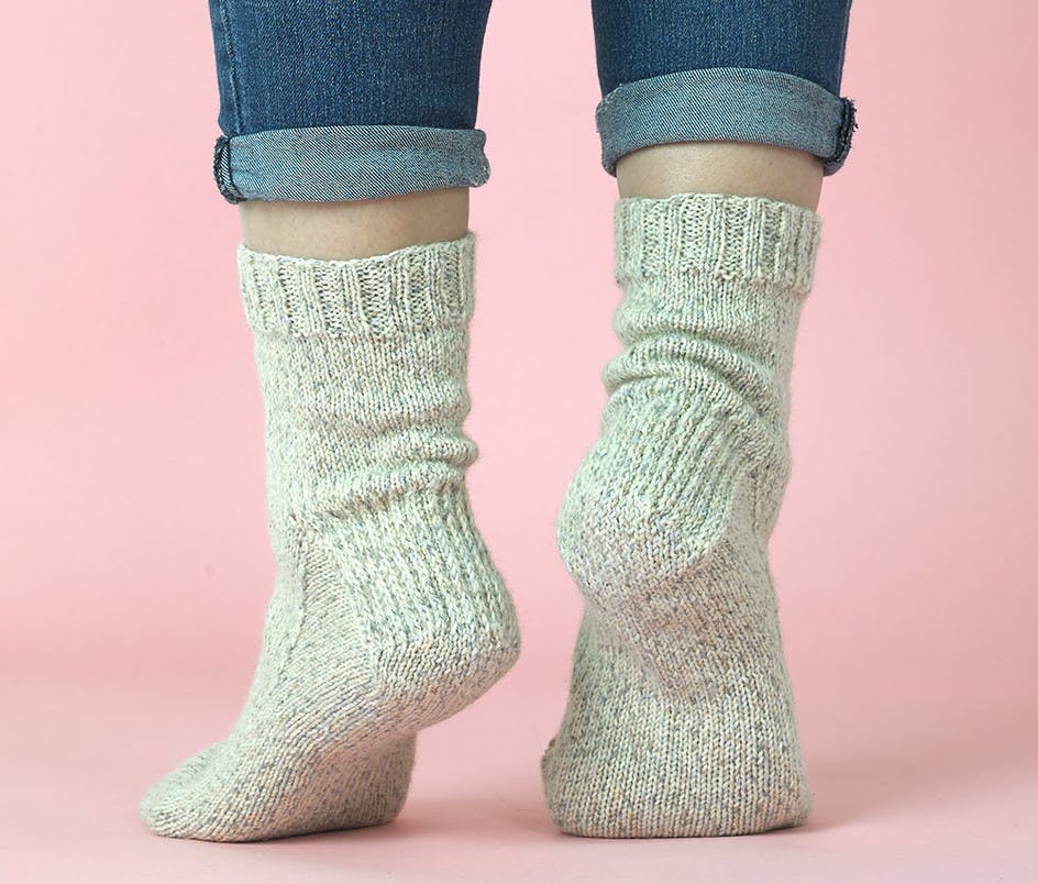 3 ways to knit a sock heel | LoveCrafts