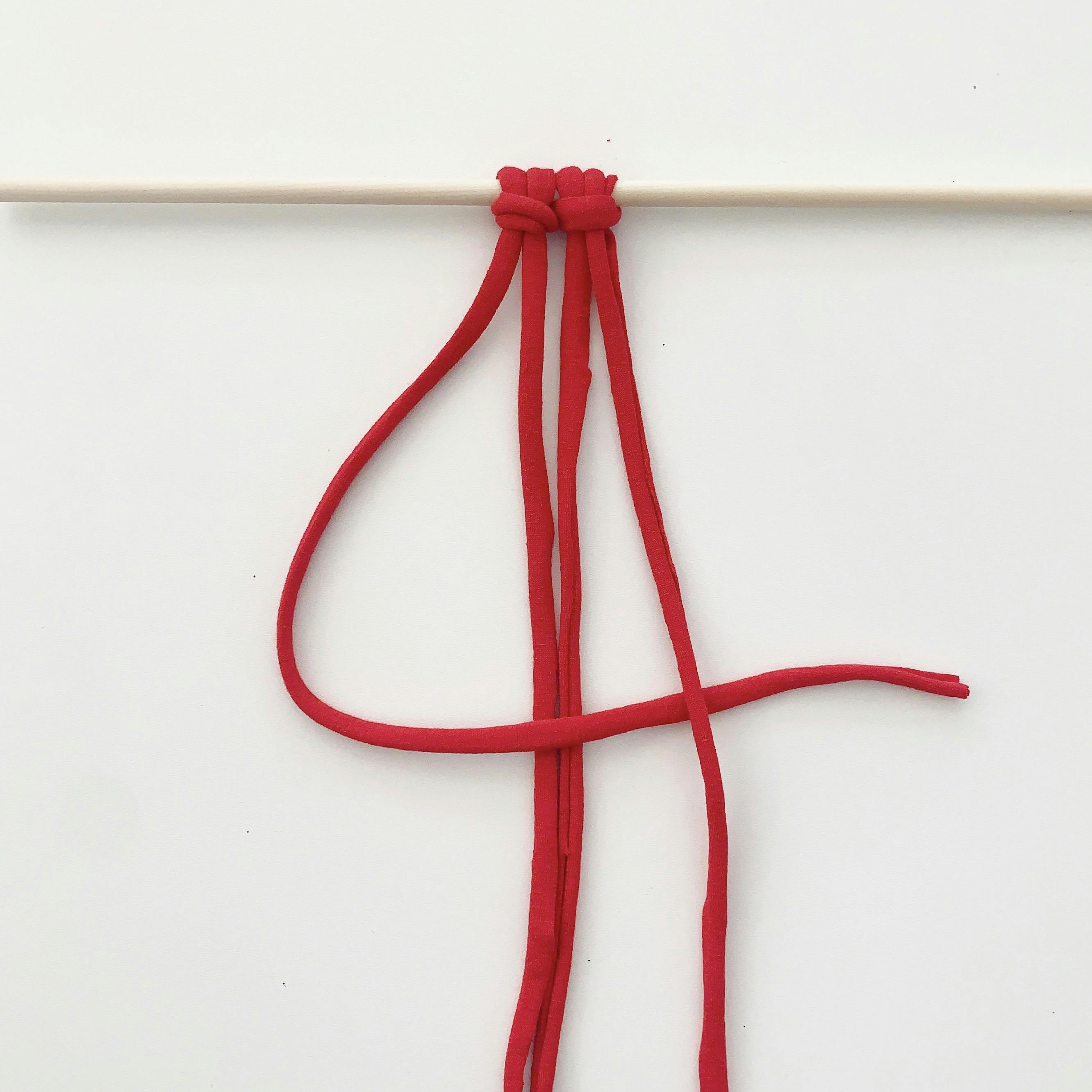 6 Basic Macramé Knots to Learn | LoveCrafts