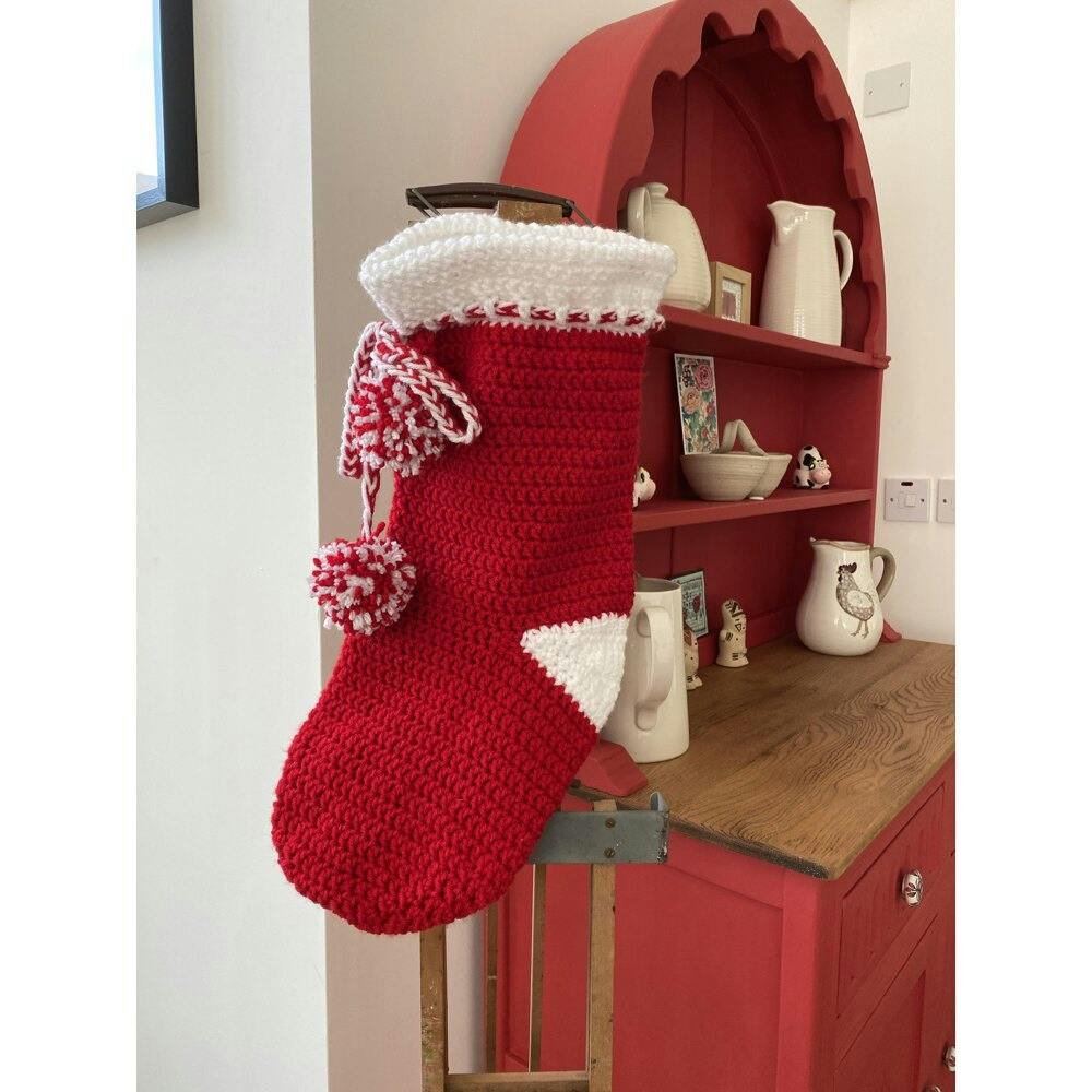 DIY Easy Crochet Christmas Stocking | LoveCrafts