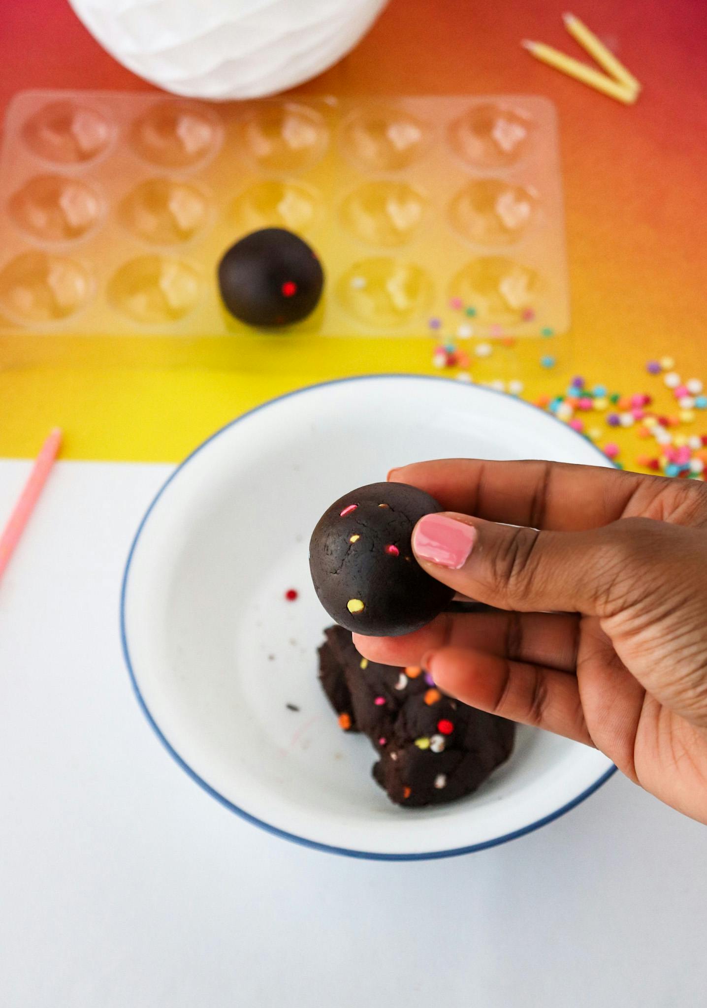 How to Make Cake Pops | LoveCrafts