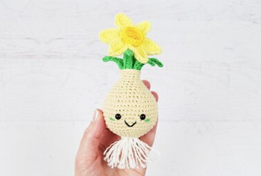 Spring Crafts for 2023 | LoveCrafts