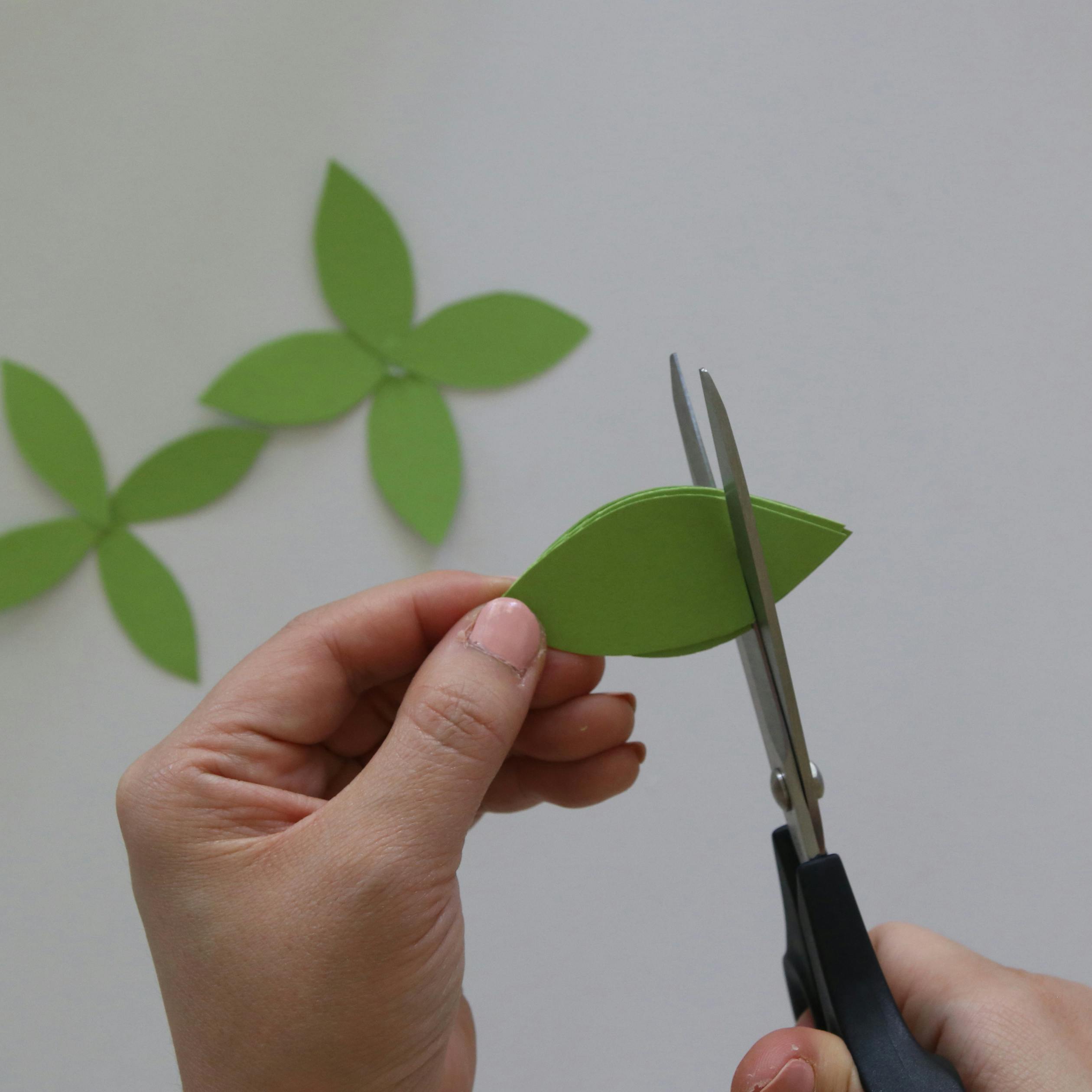 Make your own pretty paper succulents! | LoveCrafts