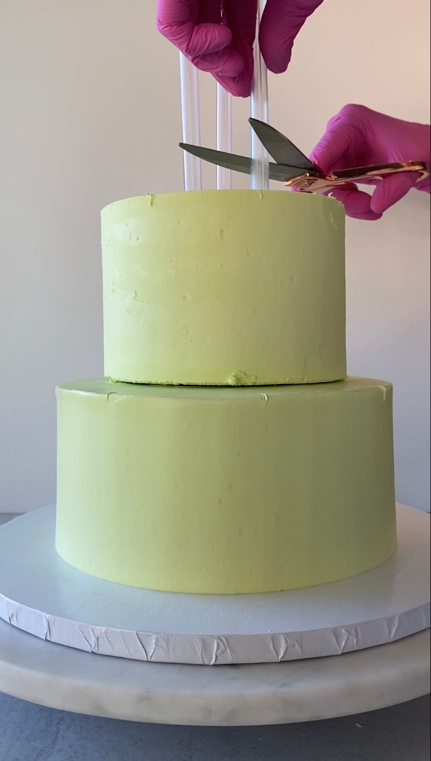 Vintage Tiered Cake Tutorial | LoveCrafts