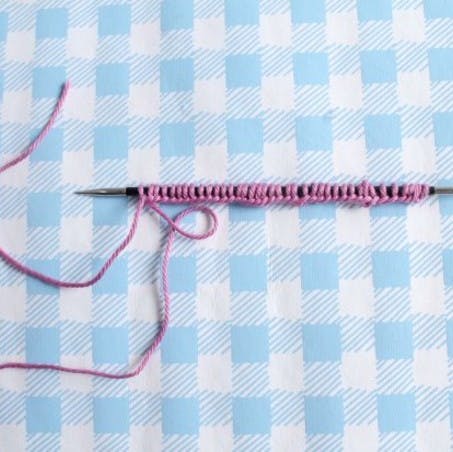 Learn how to knit with double pointed needles | LoveCrafts