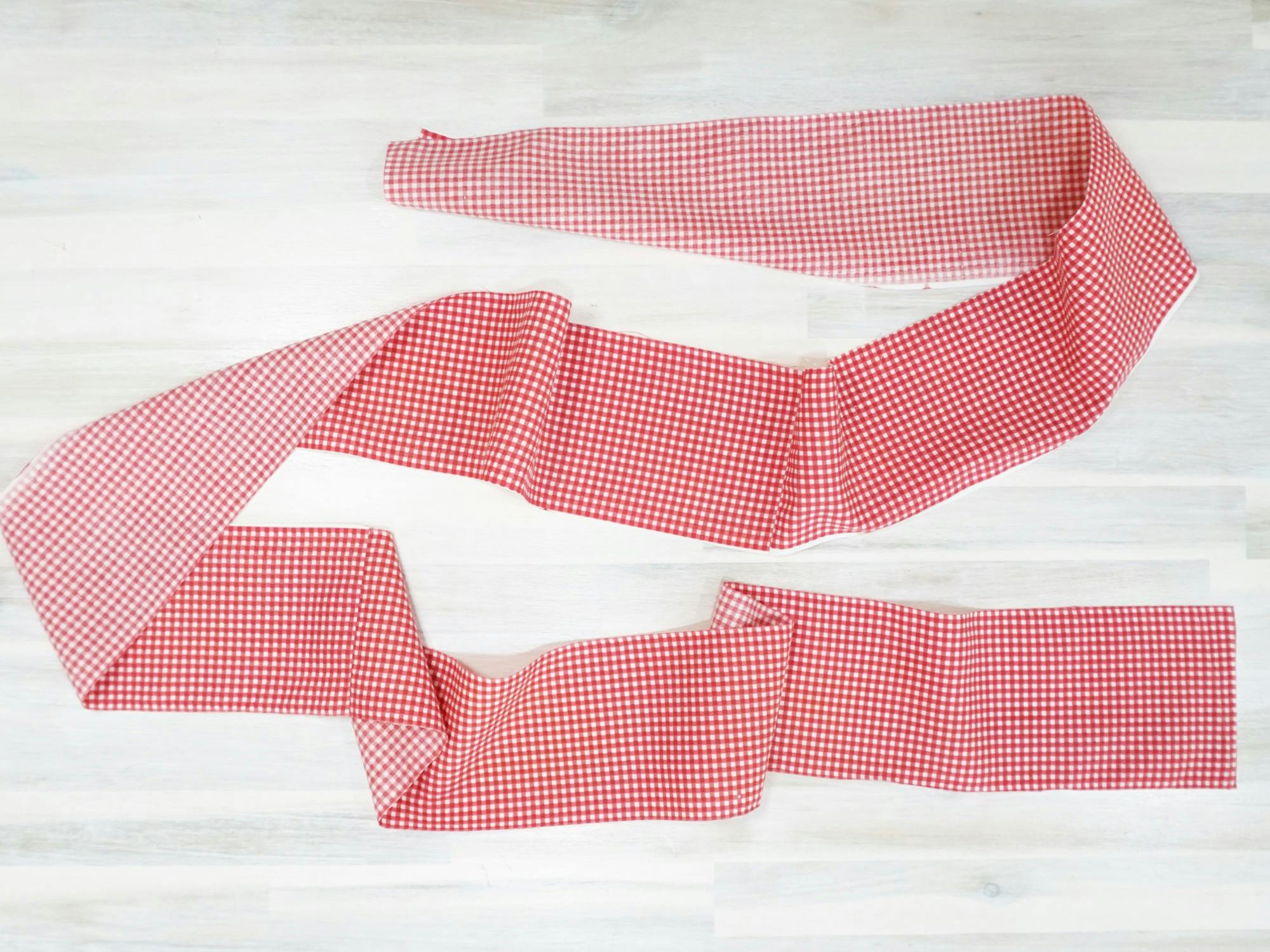 FREE Detachable Collar Sewing Pattern | LoveCrafts