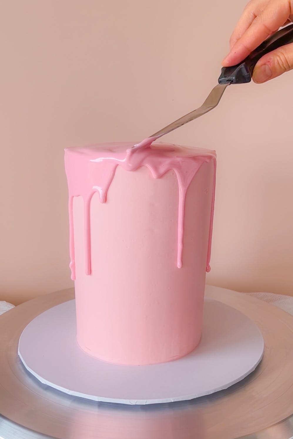 Make The Perfect Drip Cake | LoveCrafts