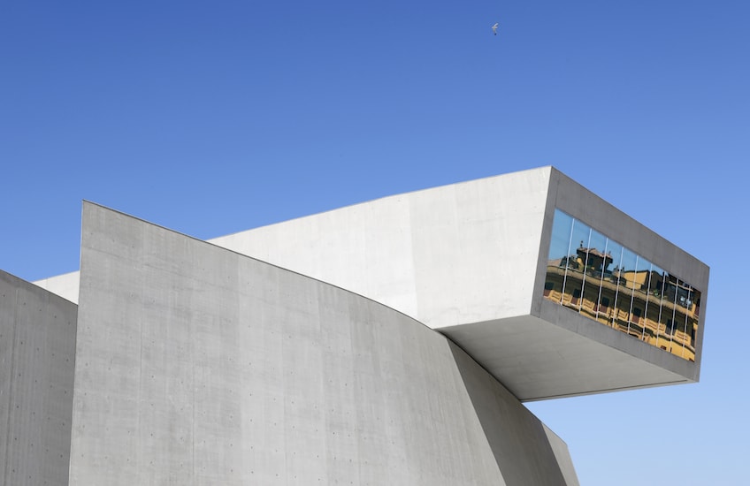 Remembering Zaha Hadid | Iraqi-British Architect | LuxDeco