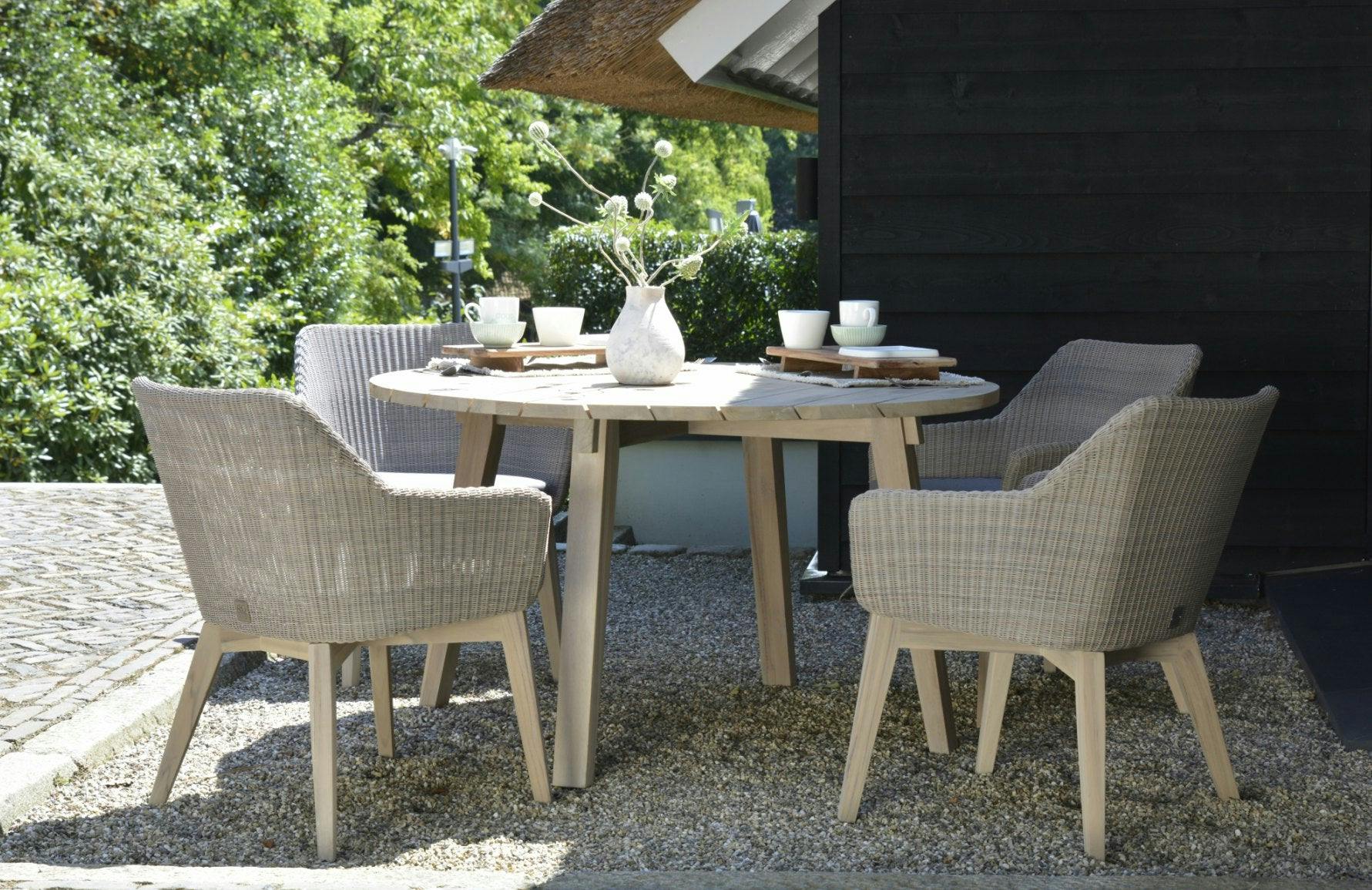 8 Outdoor Dining Ideas | Luxury Garden Patio Ideas | LuxDeco