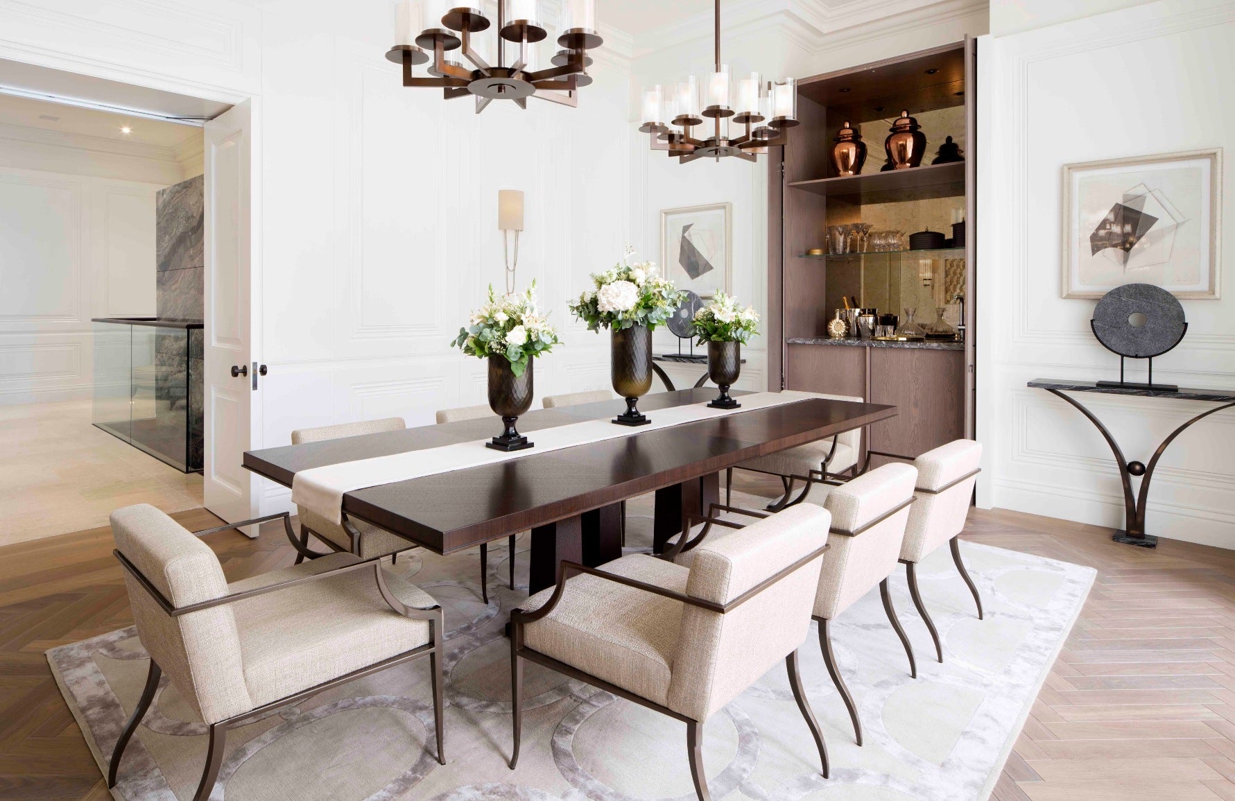 7 Ways To Decorate With Flowers In Your Home | LuxDeco