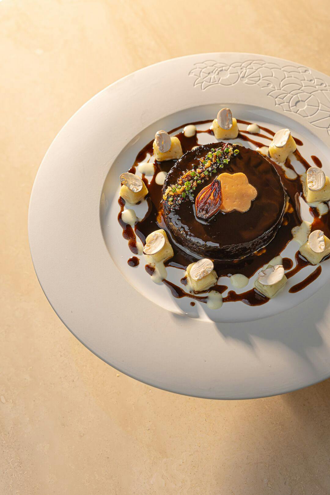 Le Tout-Paris – Michelin-Starred Restaurant with Paris Views | Cheval ...