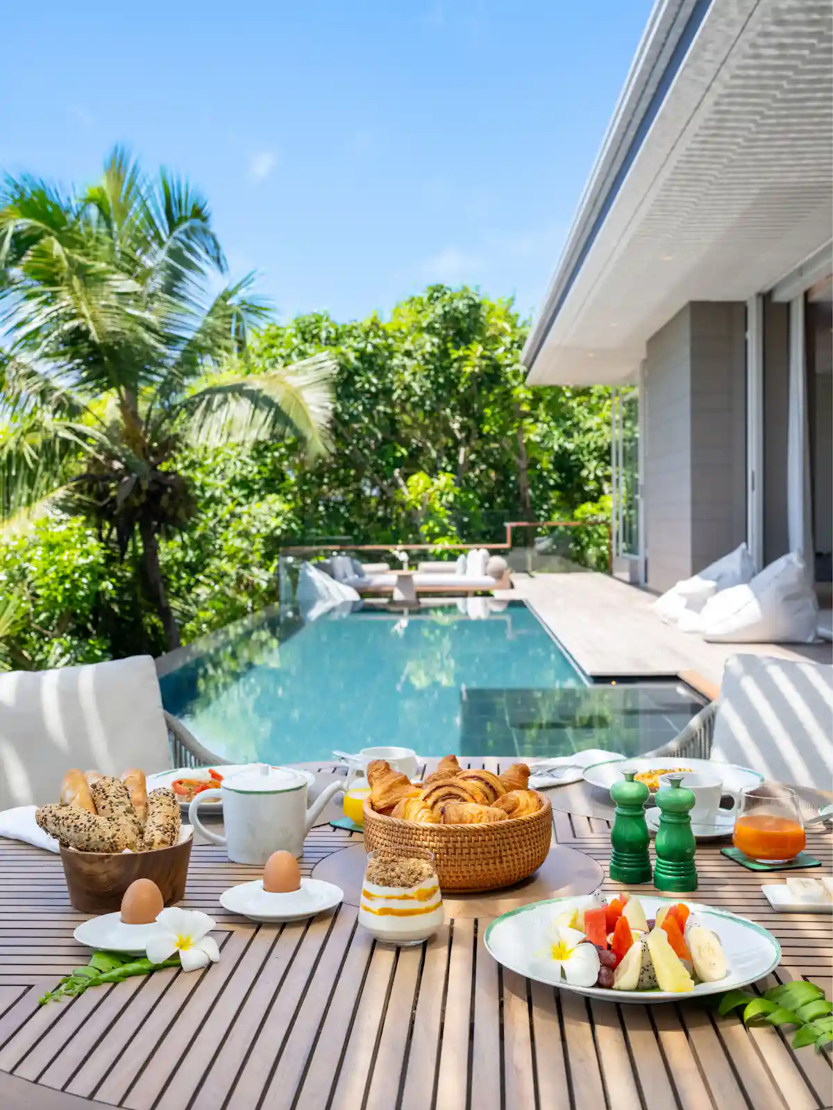 Restaurants & Bars | Cheval Blanc Seychelles – French, Japanese ...