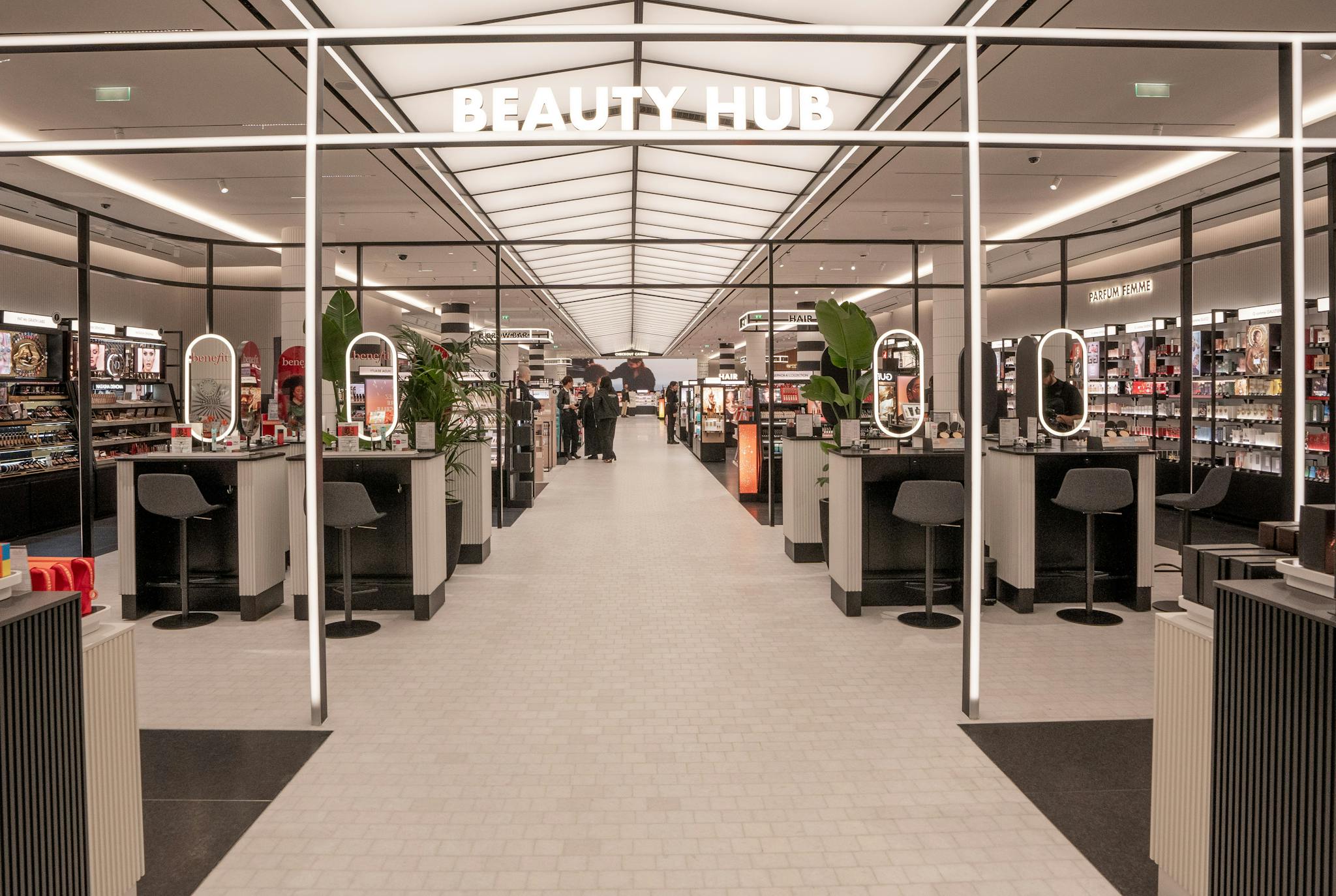 Sephora unveils new flagship Champs-Élysées store - LVMH