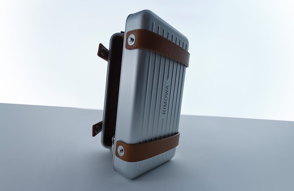 RIMOWA - Fashion & Leather goods - LVMH