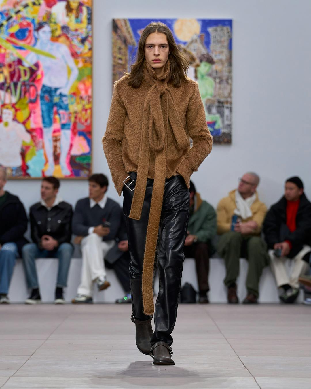 Loewe Fall/Winter 2024 show: collages and illusions - LVMH