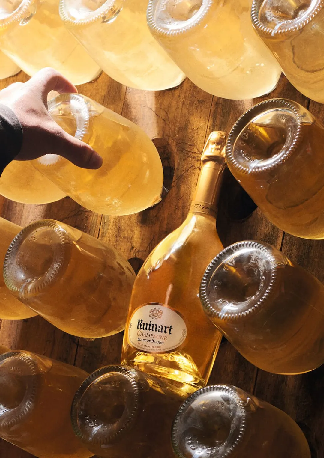 Ruinart, champagne d'excellence, savoir-faire - Vi... - LVMH